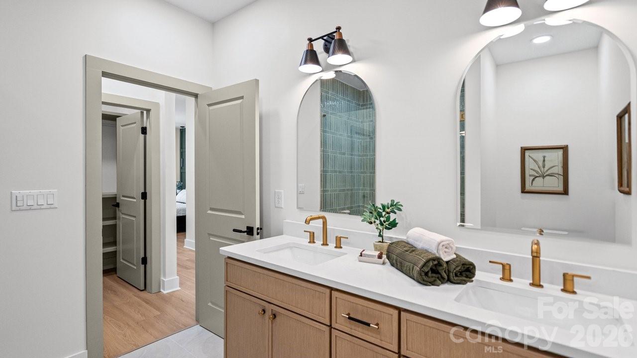 Photo 23 of 409 Scaleybark Road, Charlotte, NC