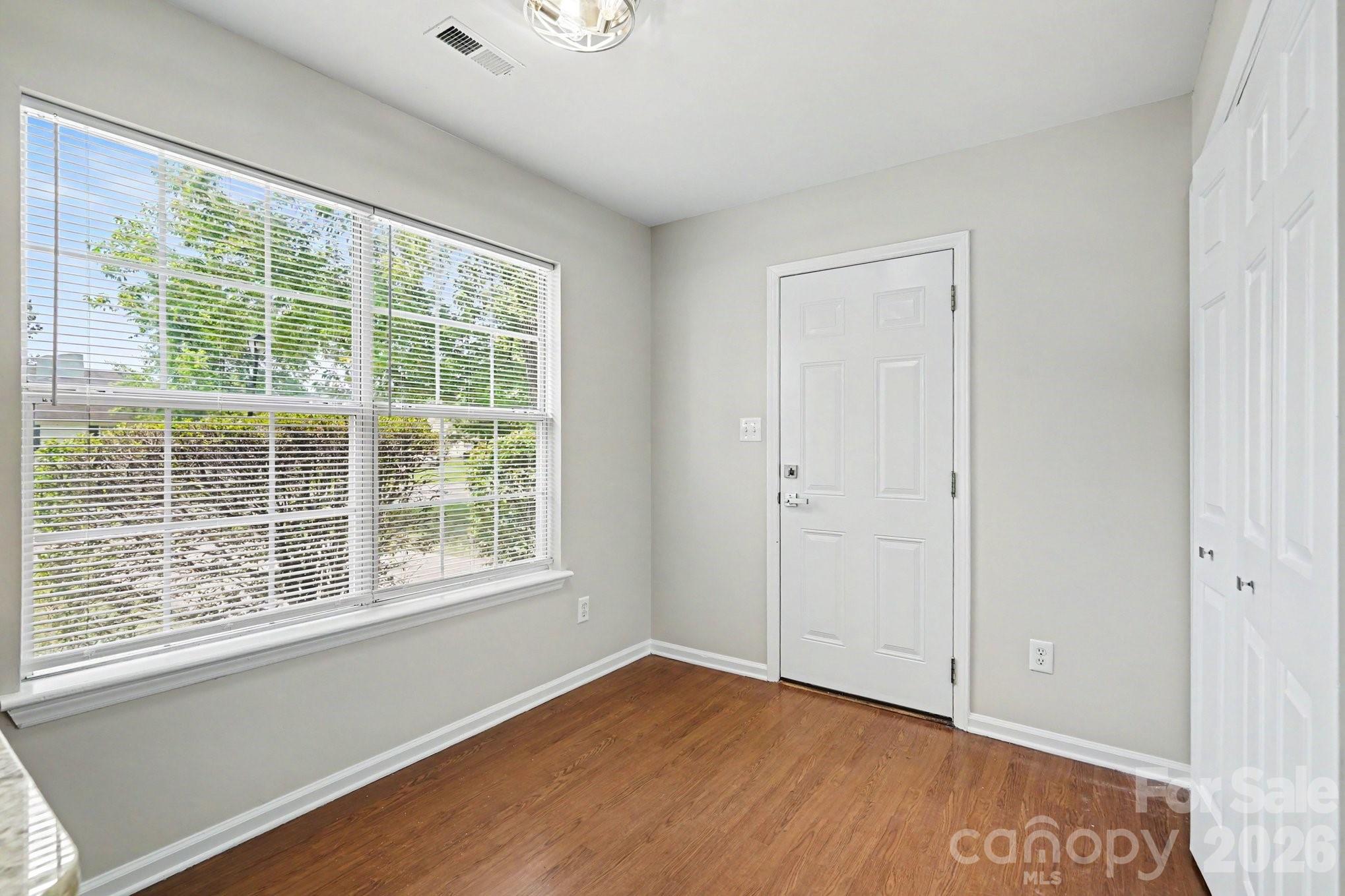 Home for sale at 7518 Prindle Lake Drive, Charlotte, NC — photo 11 of 24
