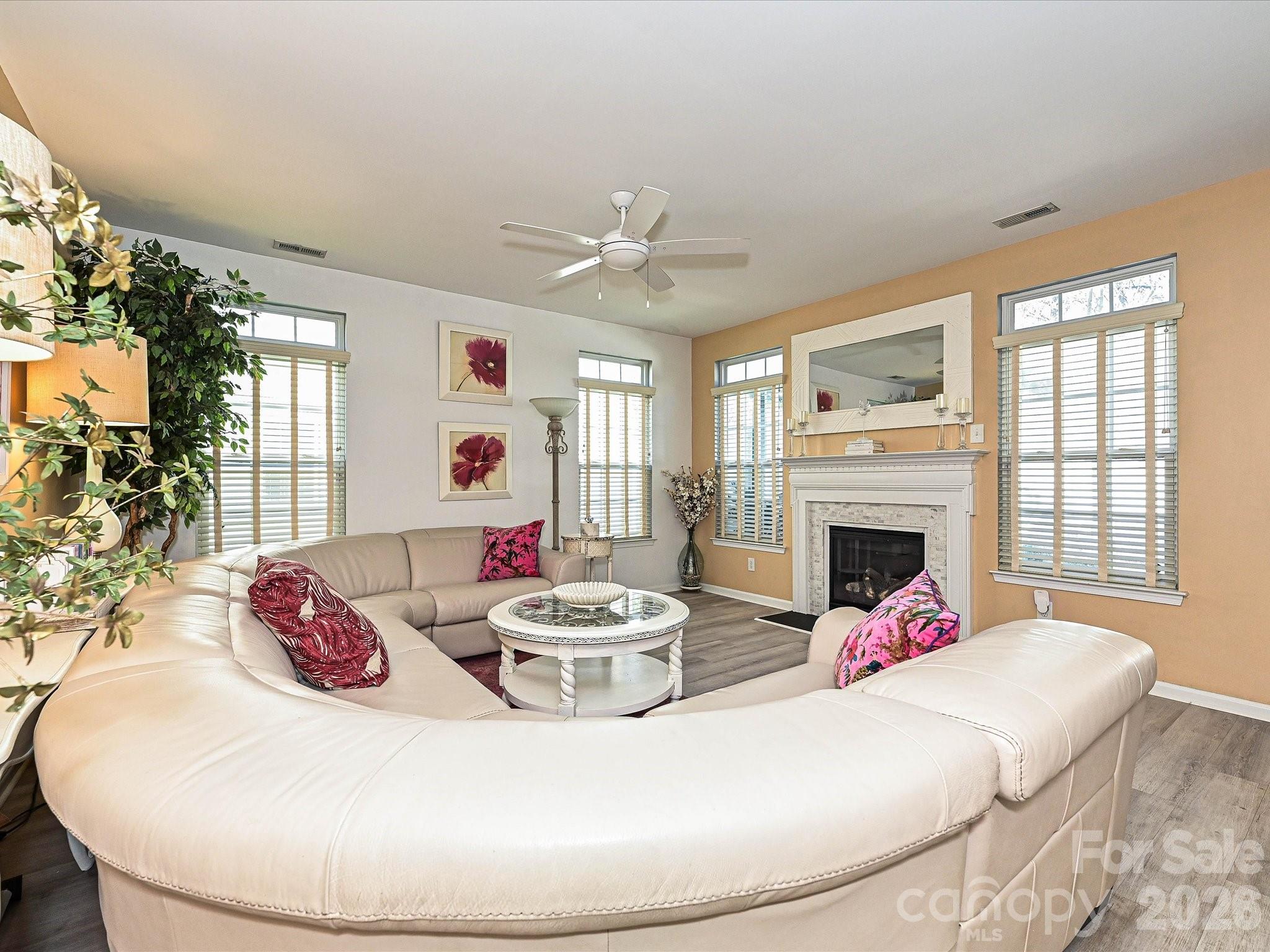 9740 Springholm Drive, Charlotte, NC - photo 7 of 42