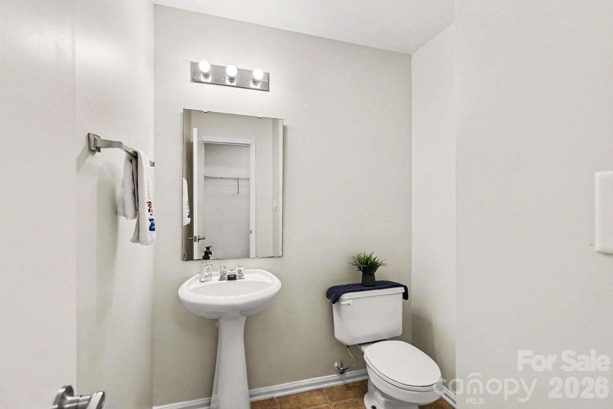 Photo 13 of 6325 Linda Vista Lane, Charlotte, NC