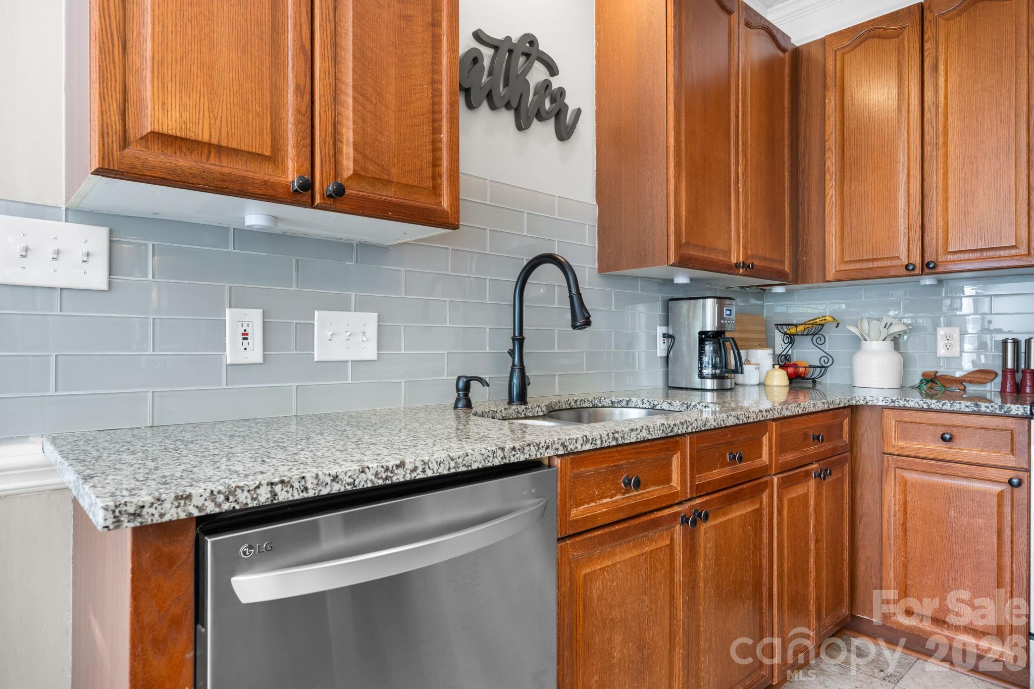 117 Mark Twain Court, Mount Holly, NC - photo 13 of 46