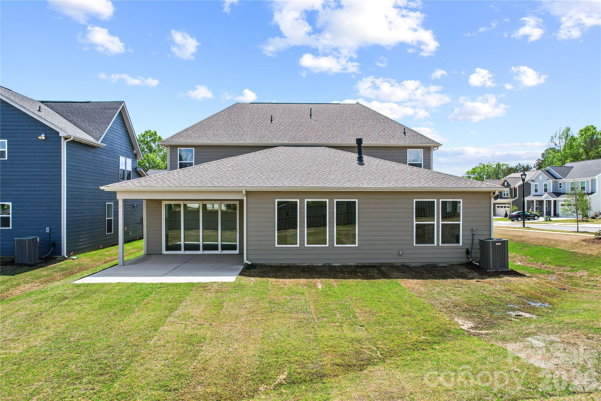 Photo 2 of 13907 Penbury Lane, Charlotte, NC