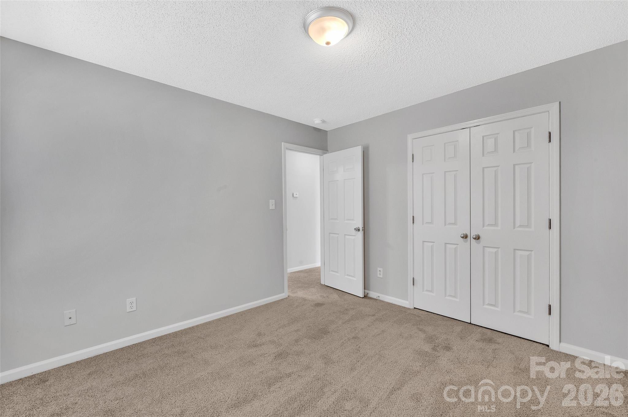 Photo 15 of 14422 Southbridge Forest Drive, Charlotte, NC