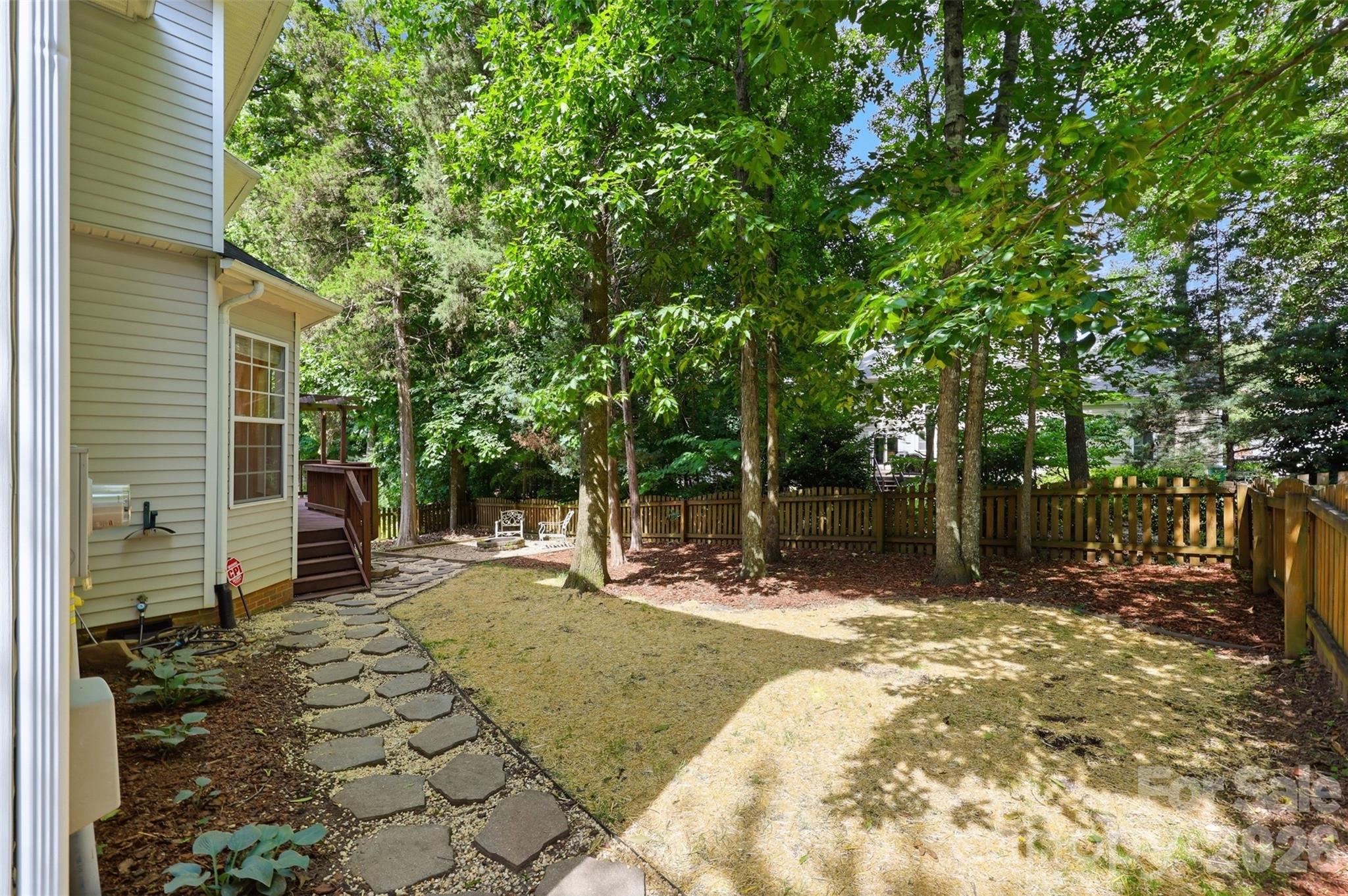 Home for sale at 6832 Charter Hills Road, Charlotte, NC — photo 22 of 28
