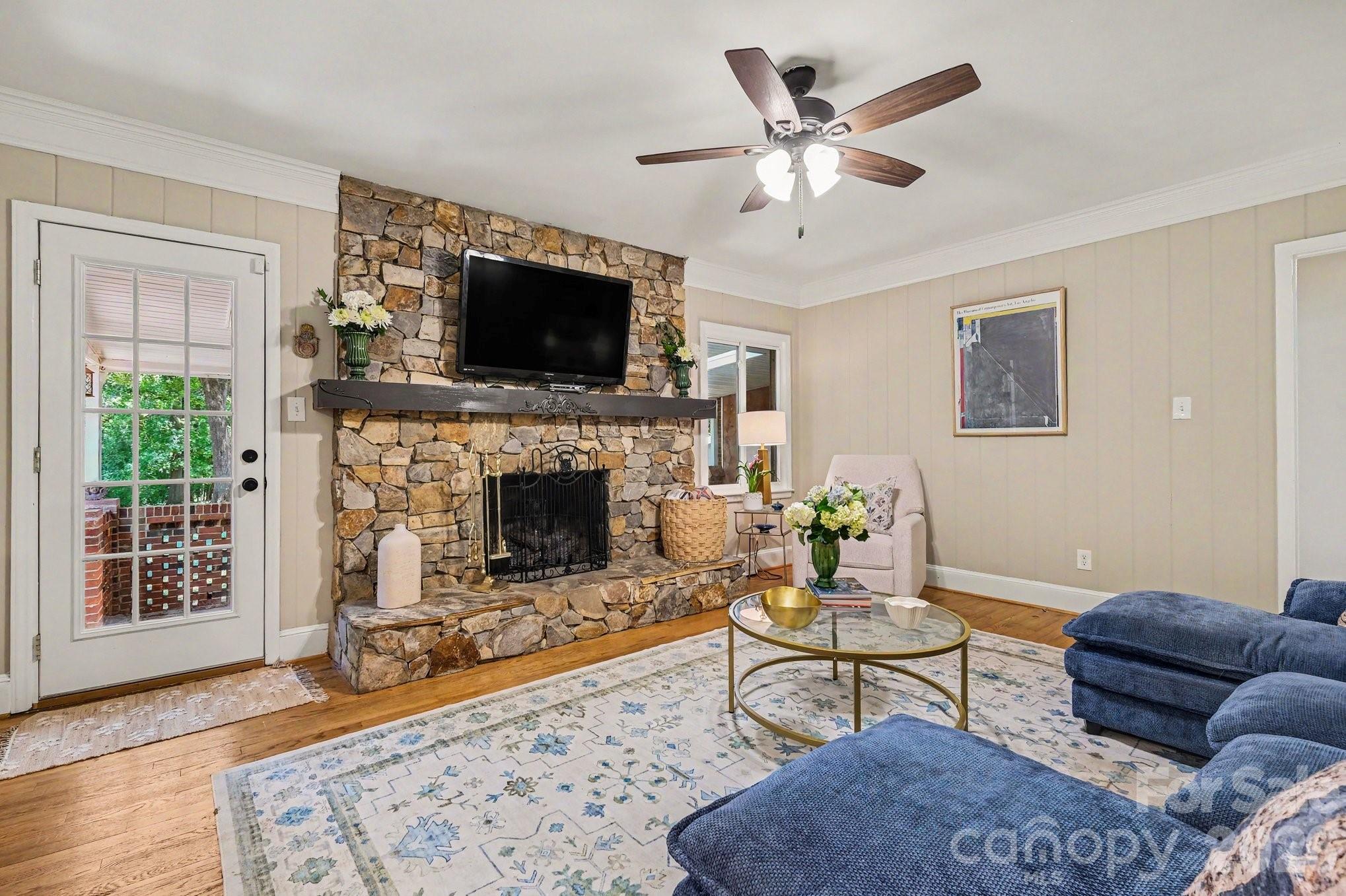 6641 Brookmeade Drive, Charlotte, NC - photo 16 of 32