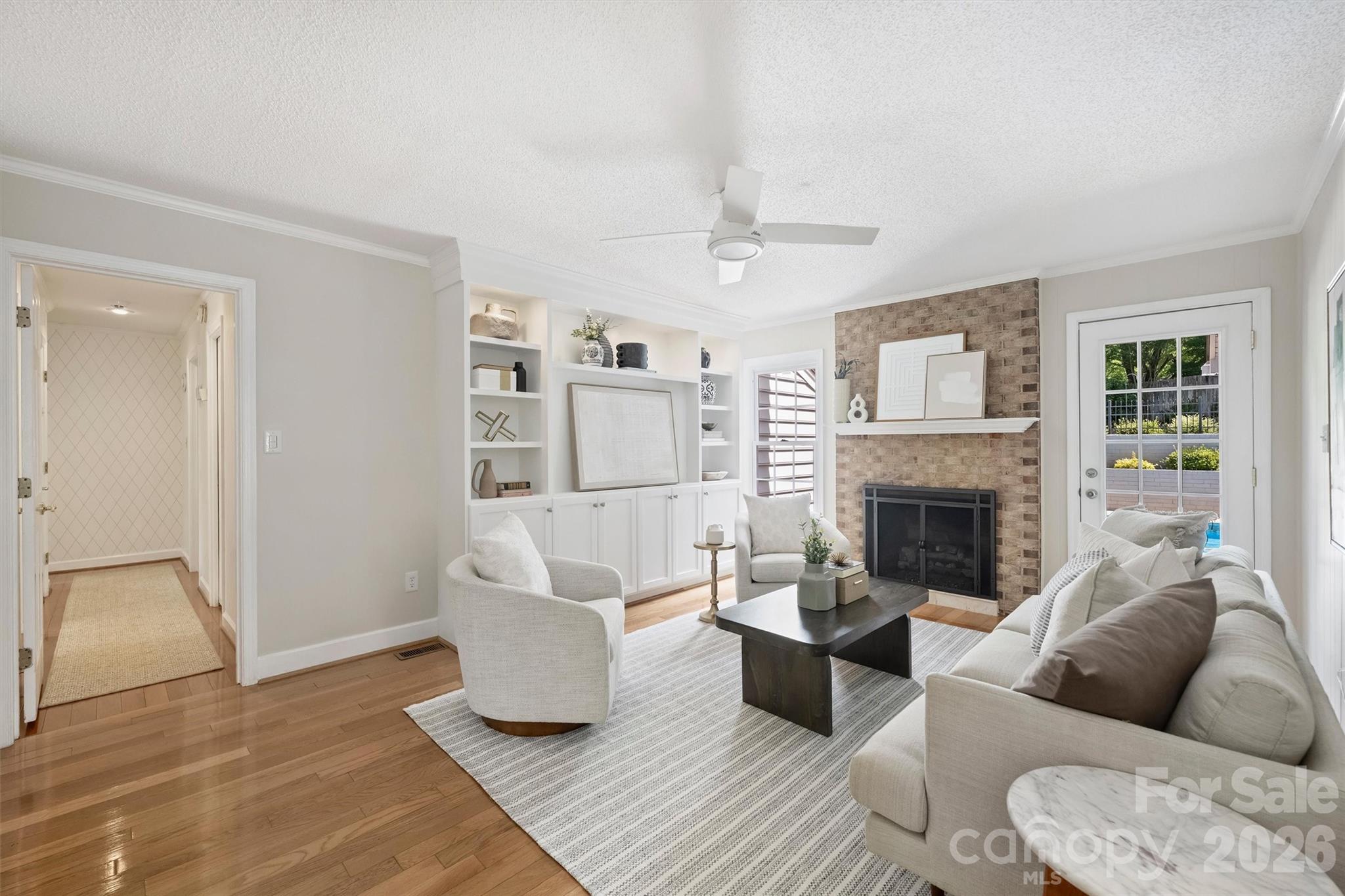 Photo 11 of 4013 Bridgewood Lane, Charlotte, NC