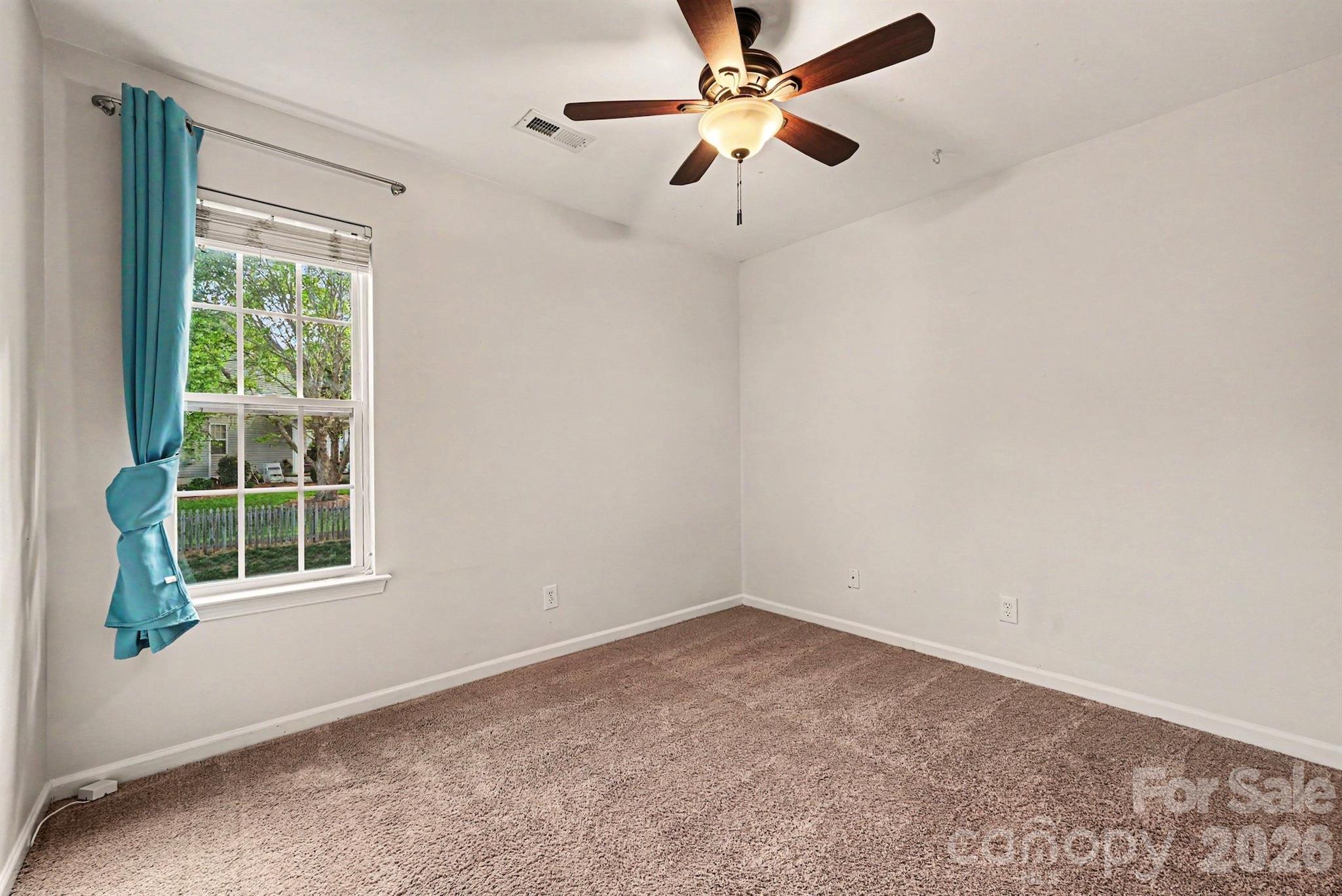Photo 15 of 9902 Highlands Crossing Drive, Charlotte, NC