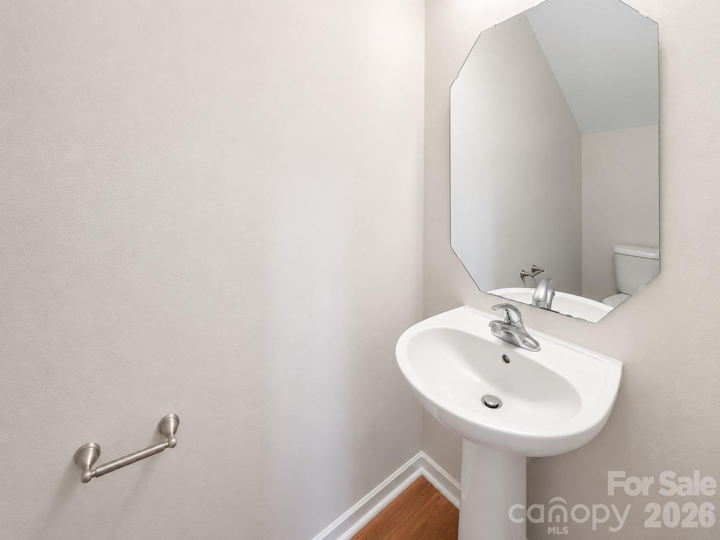 Photo 15 of 220 Hunslet Circle, Charlotte, NC