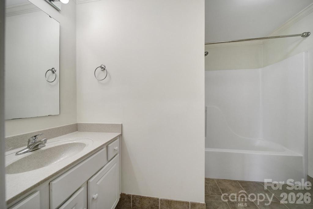 Photo 9 of 2715 Springway Drive, Charlotte, NC