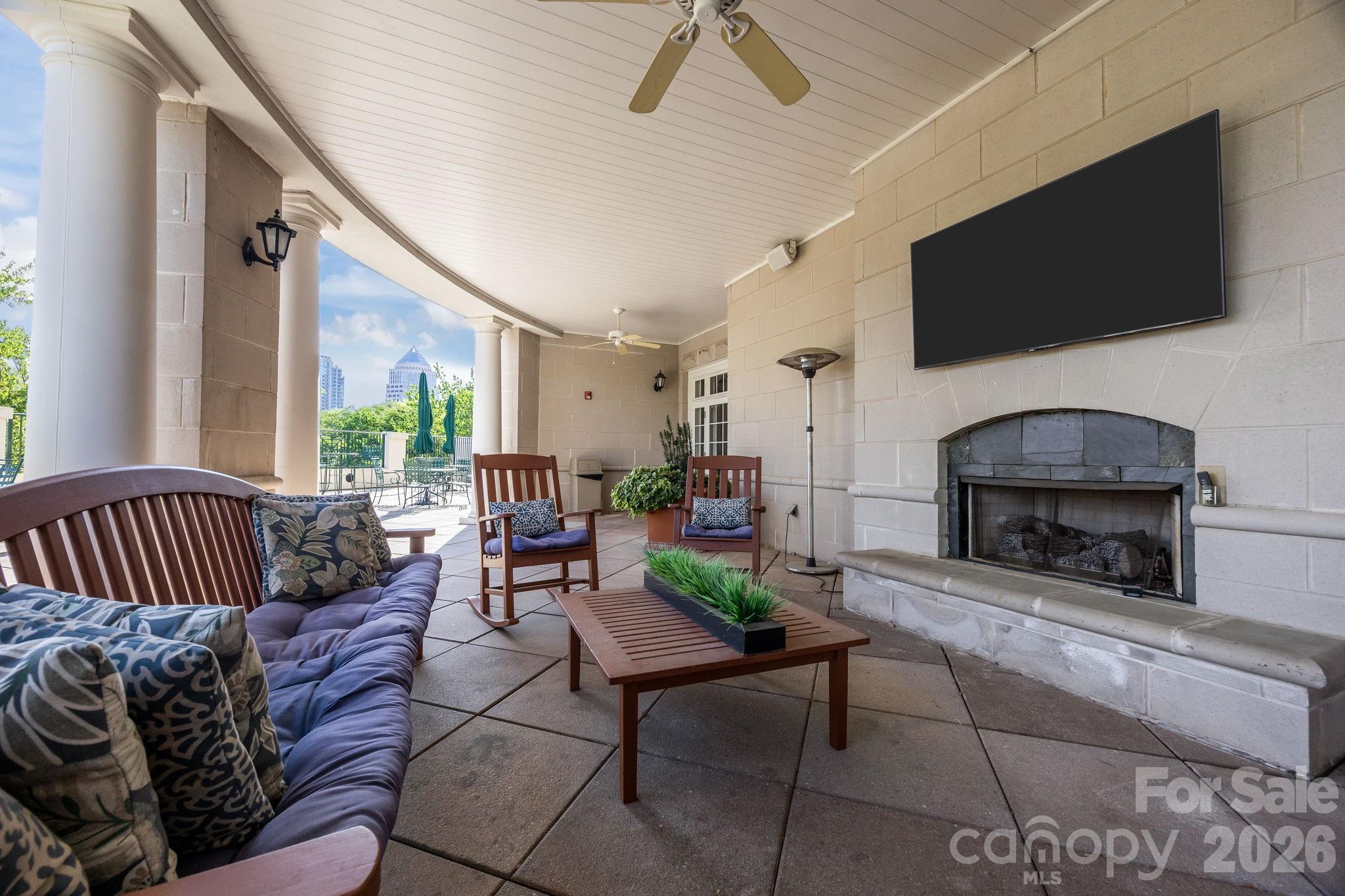 Photo 34 of 300 W 5th Street809, Charlotte, NC