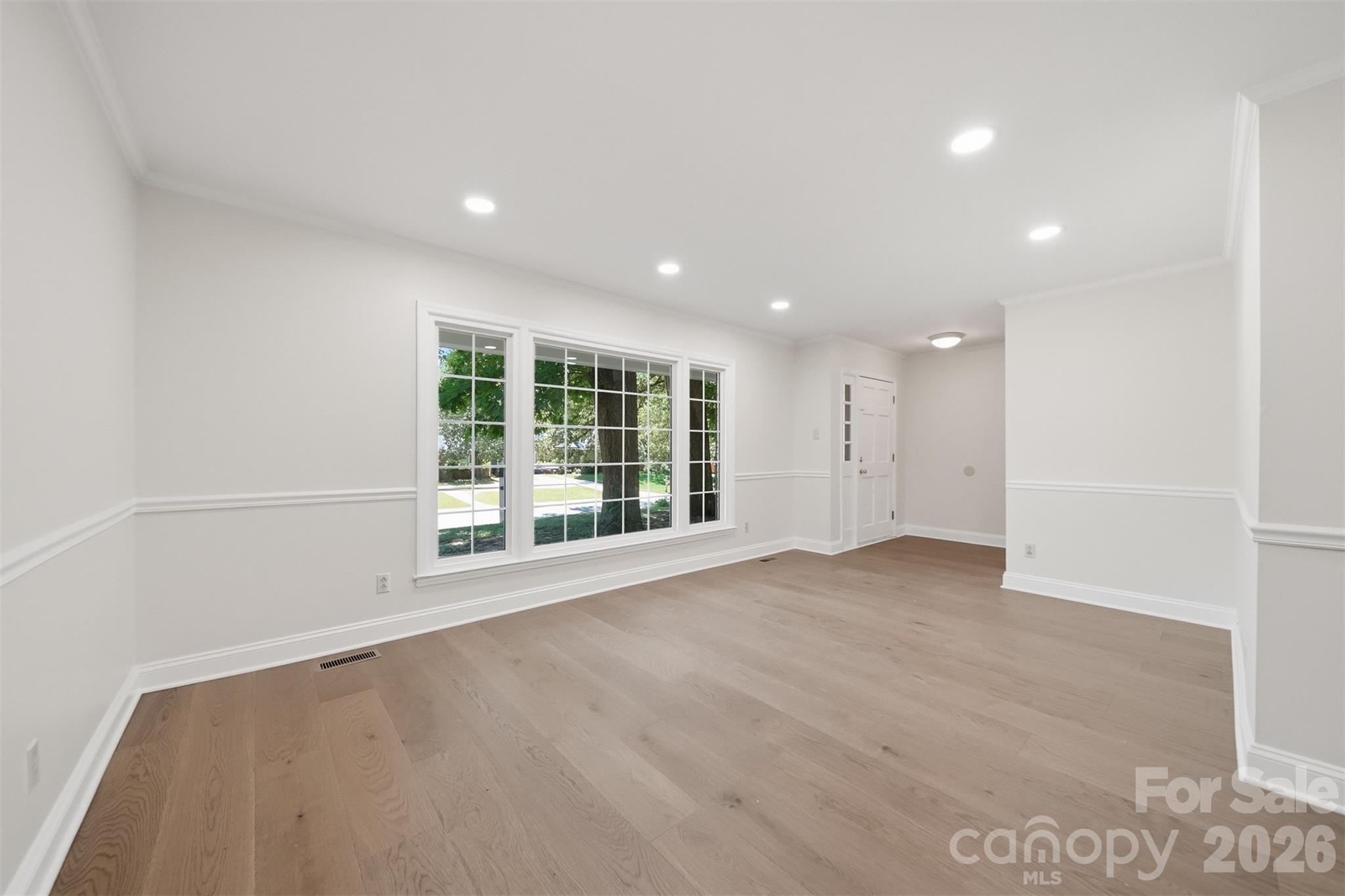 1409 Woodberry Road, Charlotte, NC - photo 3 of 37