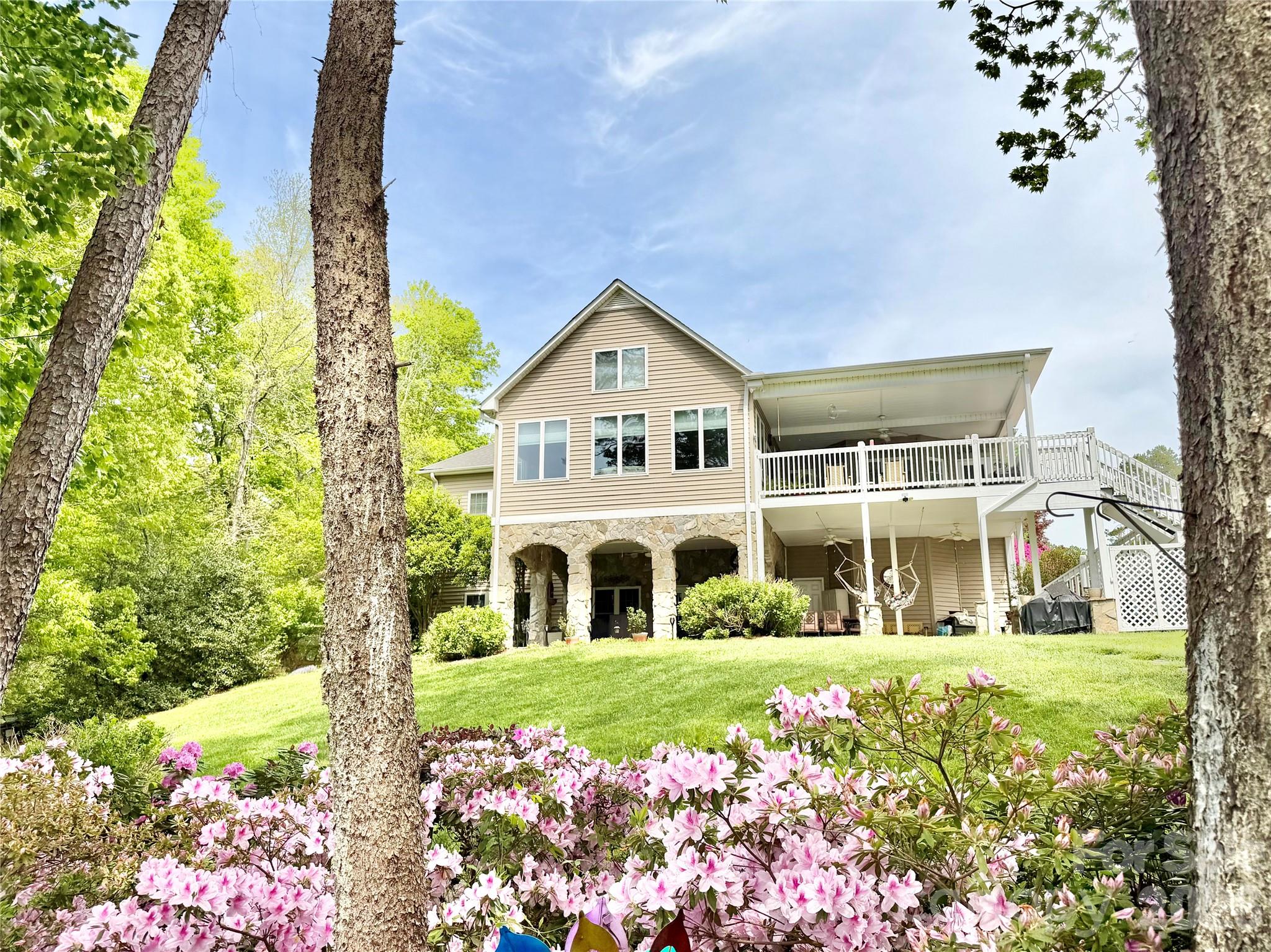 226 Riverwalk Road, Stony Point, NC - photo 5 of 37
