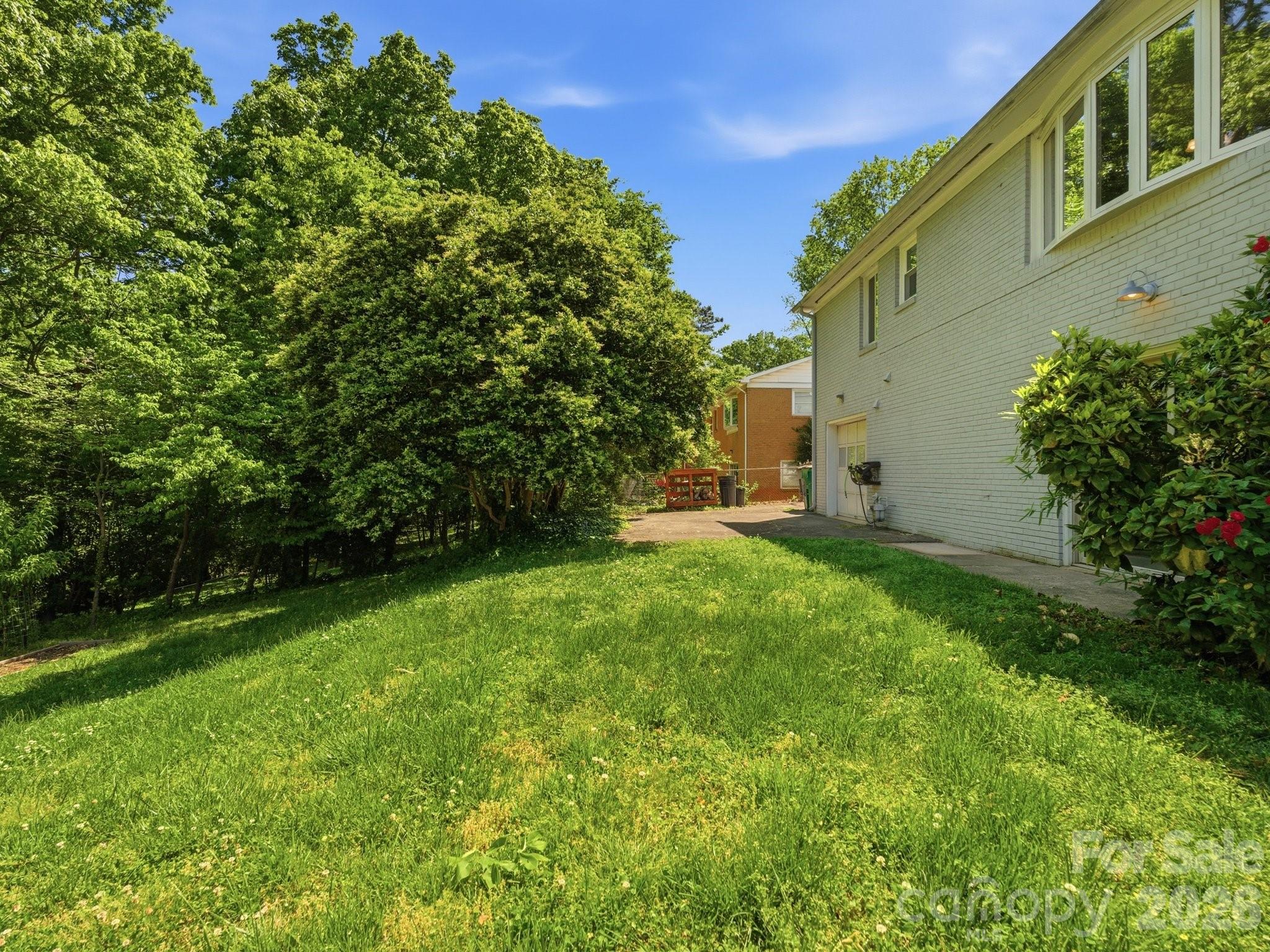 7401 Woodstream Drive, Charlotte, NC - photo 30 of 40