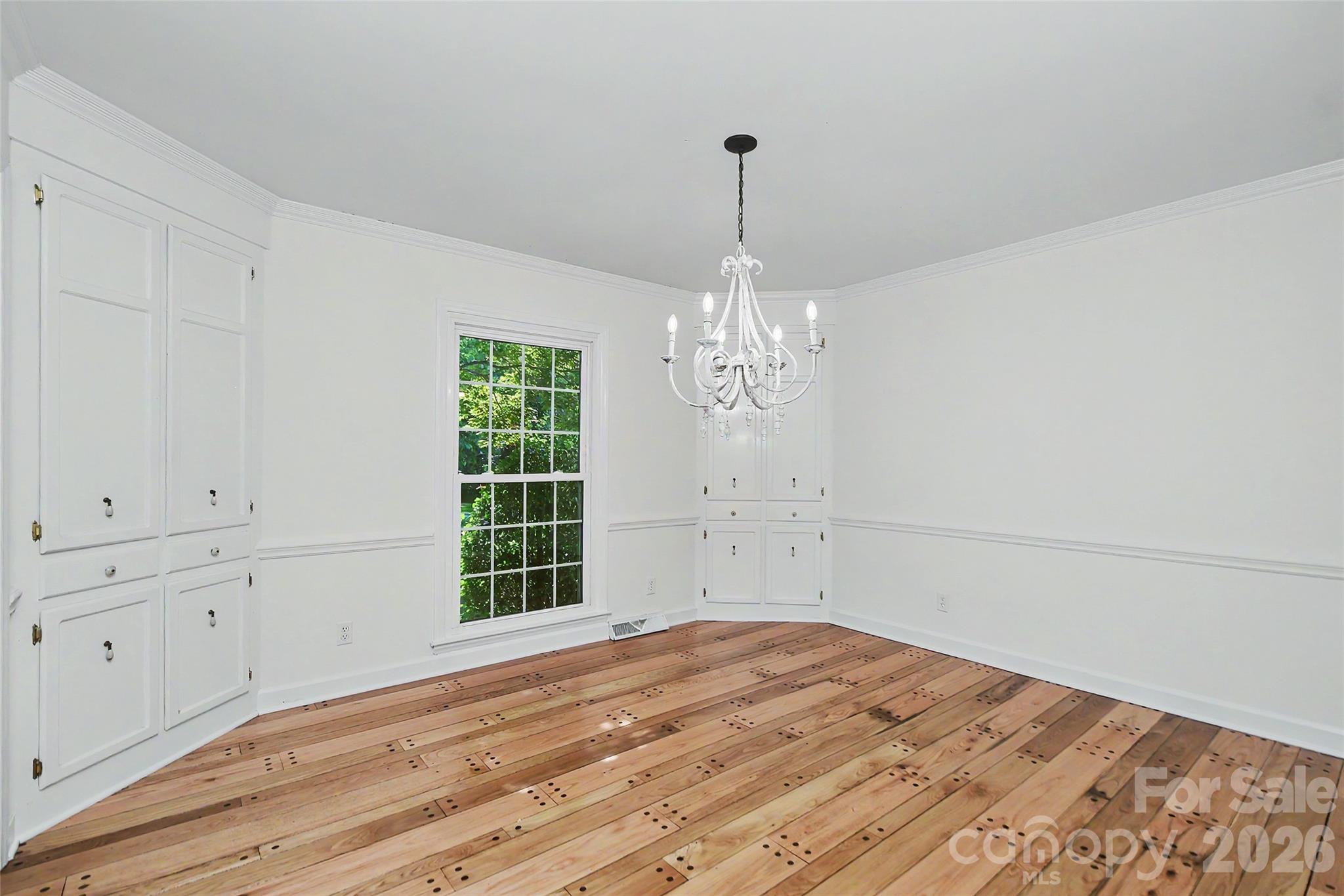 Photo 11 of 6117 Cherry Tree Lane, Charlotte, NC
