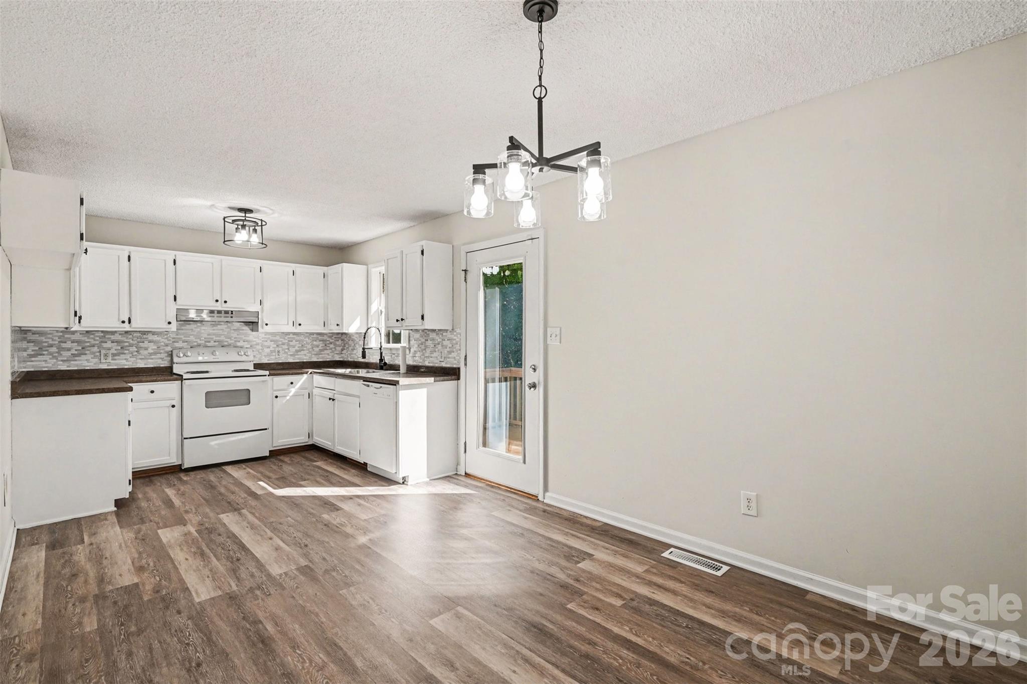 Photo 4 of 112 Ridgewood Drive, York, SC