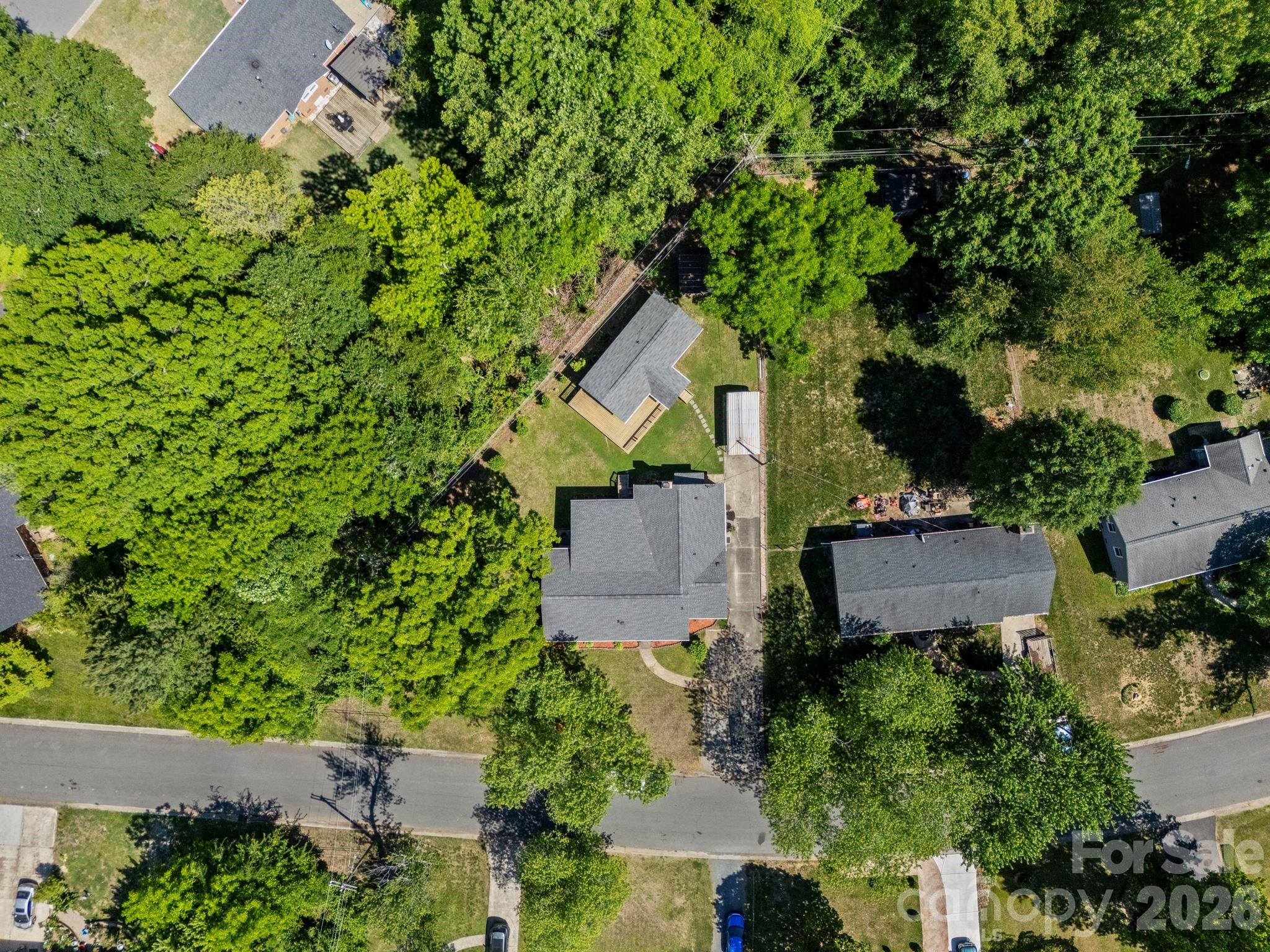 3326 Dunaire Drive, Charlotte, NC - photo 4 of 46
