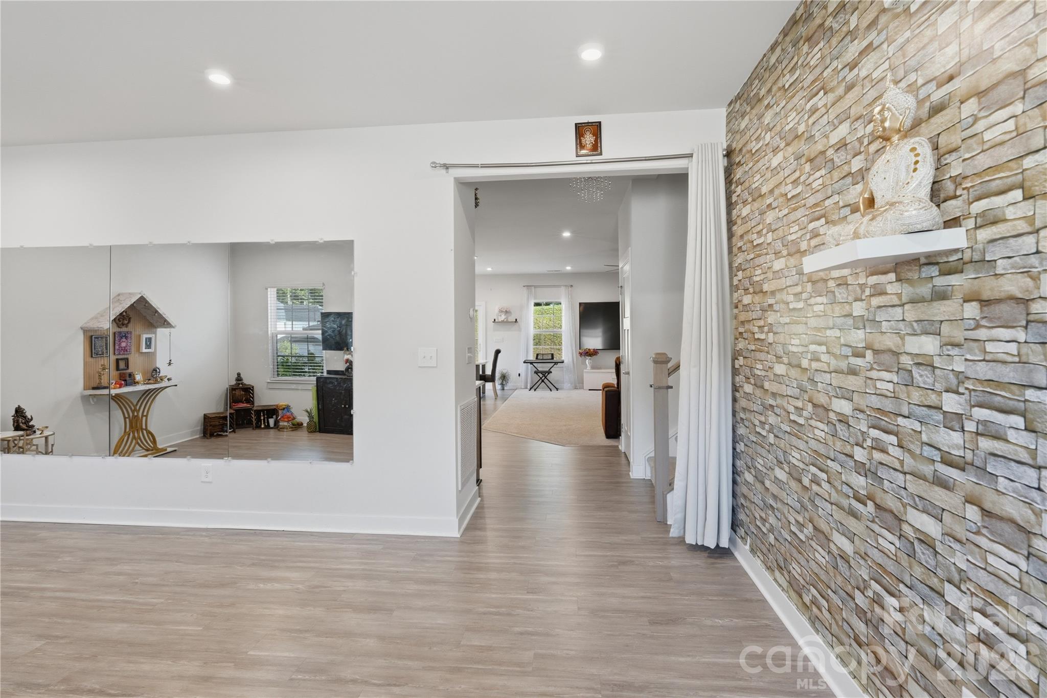 Photo 4 of 10158 Paper Birch Drive, Charlotte, NC
