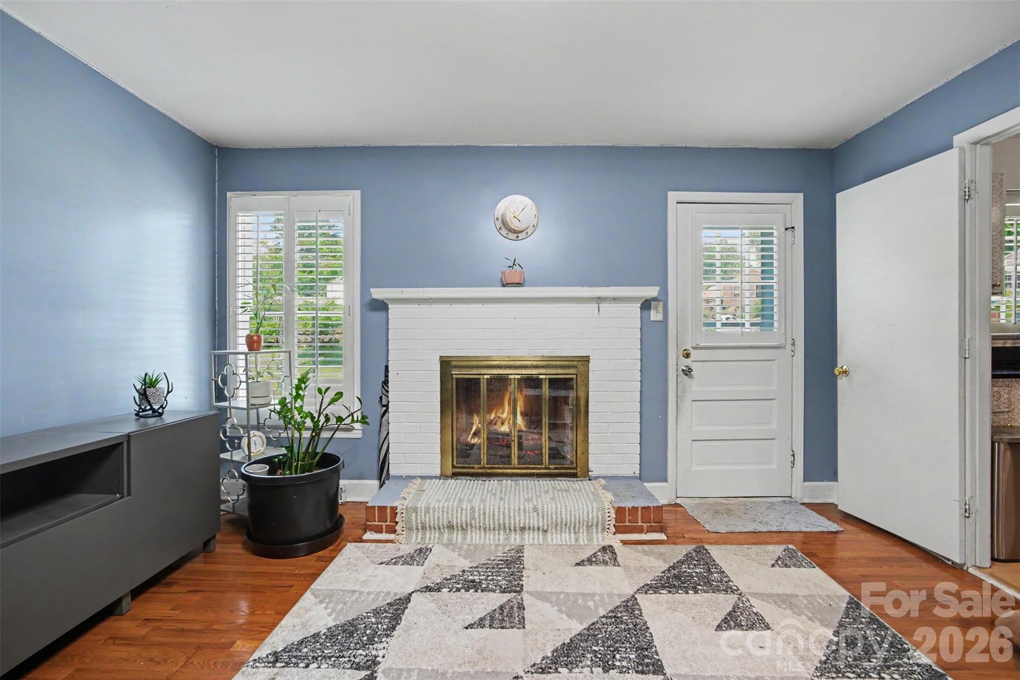 6300 Idlebrook Drive, Charlotte, NC - photo 4 of 27