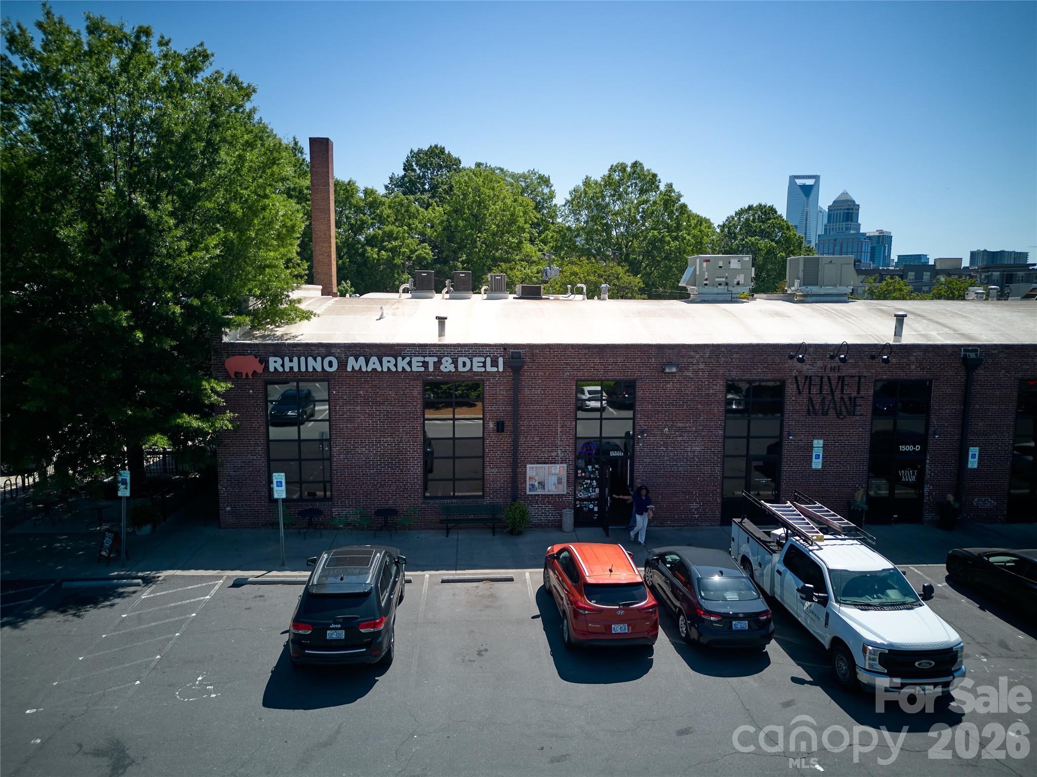 Photo 40 of 562 West End Drive, Charlotte, NC