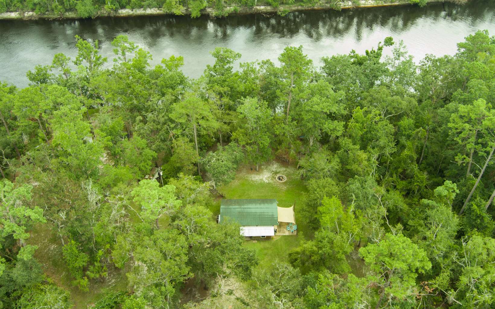 Live Oak Real Estate 17083 229th Drive Live Oak ,FL available for $170,000. MLS#124198