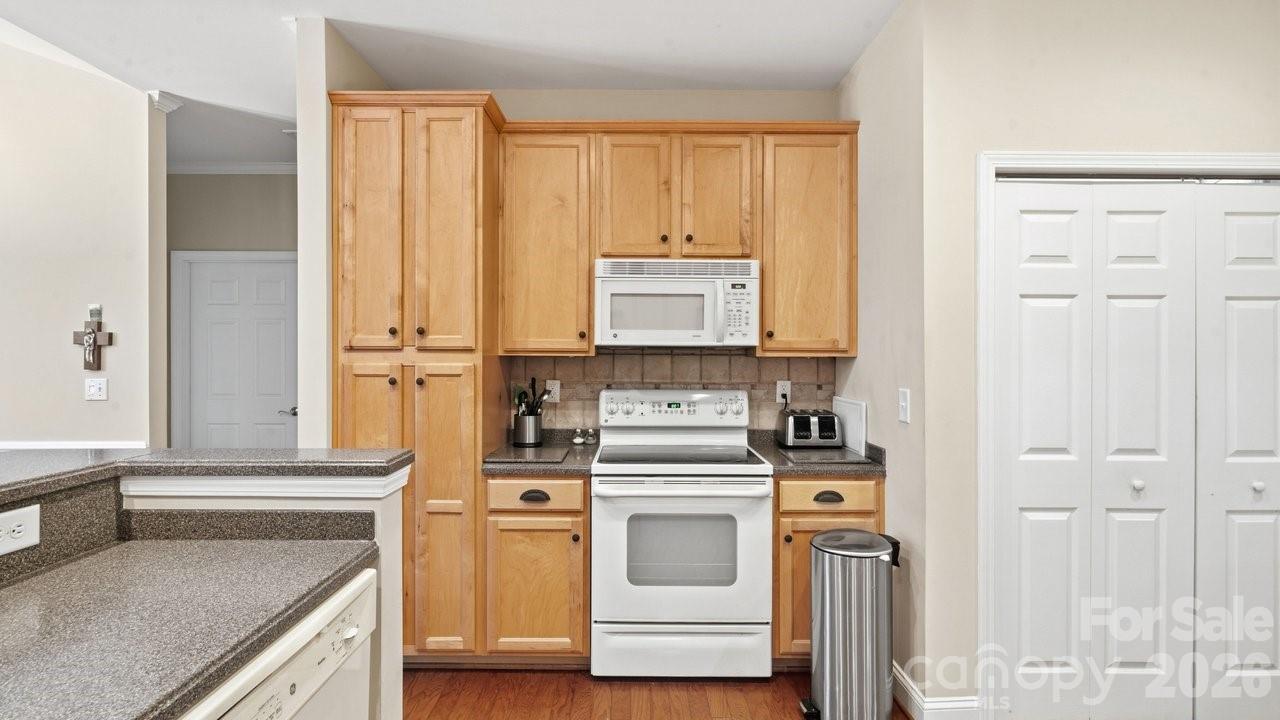 Photo 16 of 2820 Summer Valley Court, Charlotte, NC