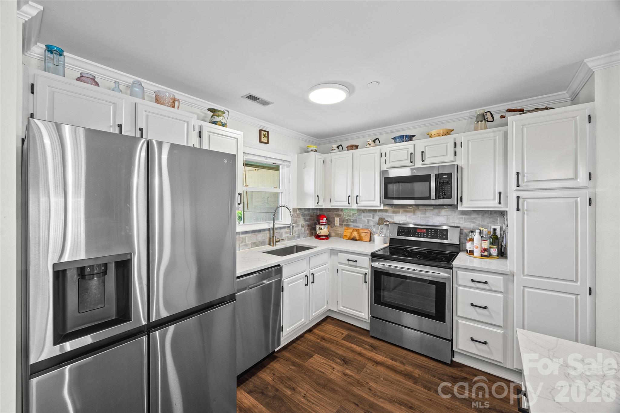 Photo 11 of 9709 Emerald Point Drive12, Charlotte, NC