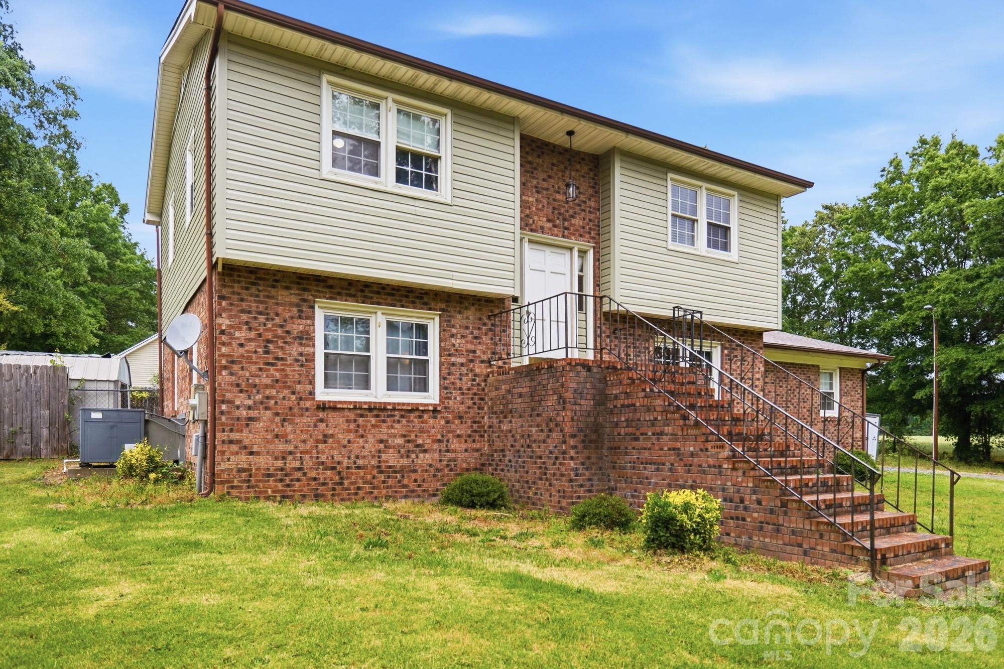908 Forest Drive, Marshville, NC - photo 4 of 42