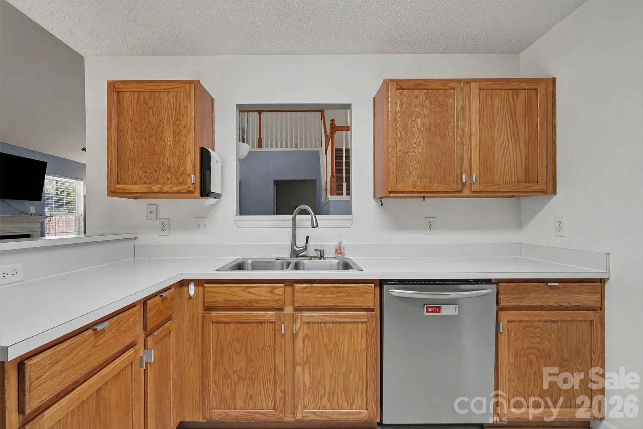 Photo 14 of 9229 Simonton Drive, Charlotte, NC