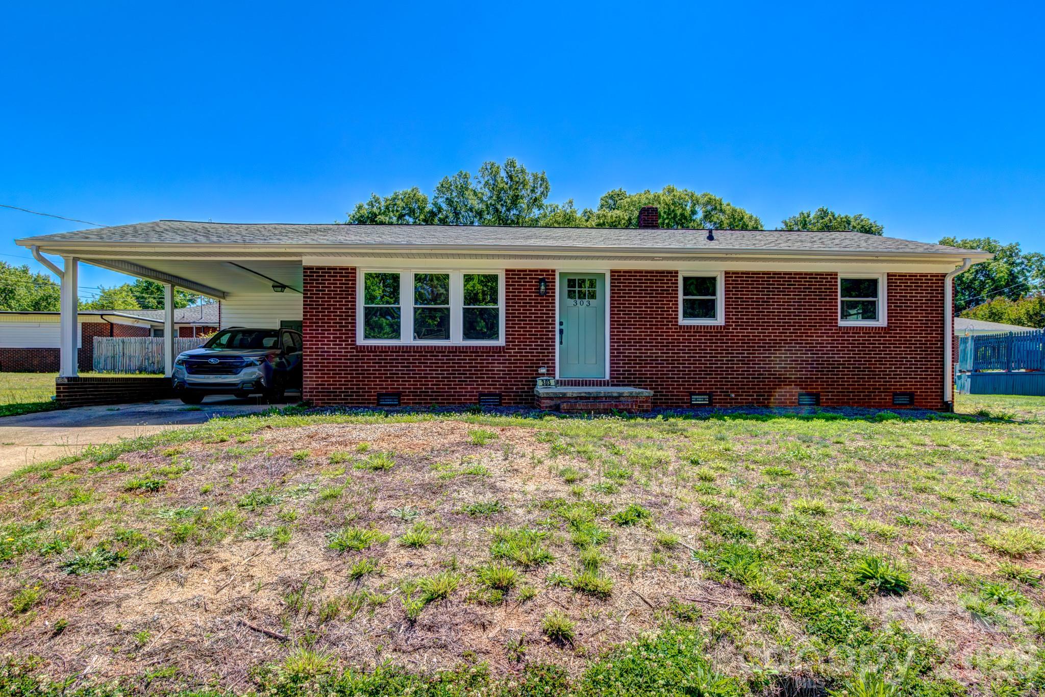 Photo 3 of 303 Mark Street, Cherryville, NC