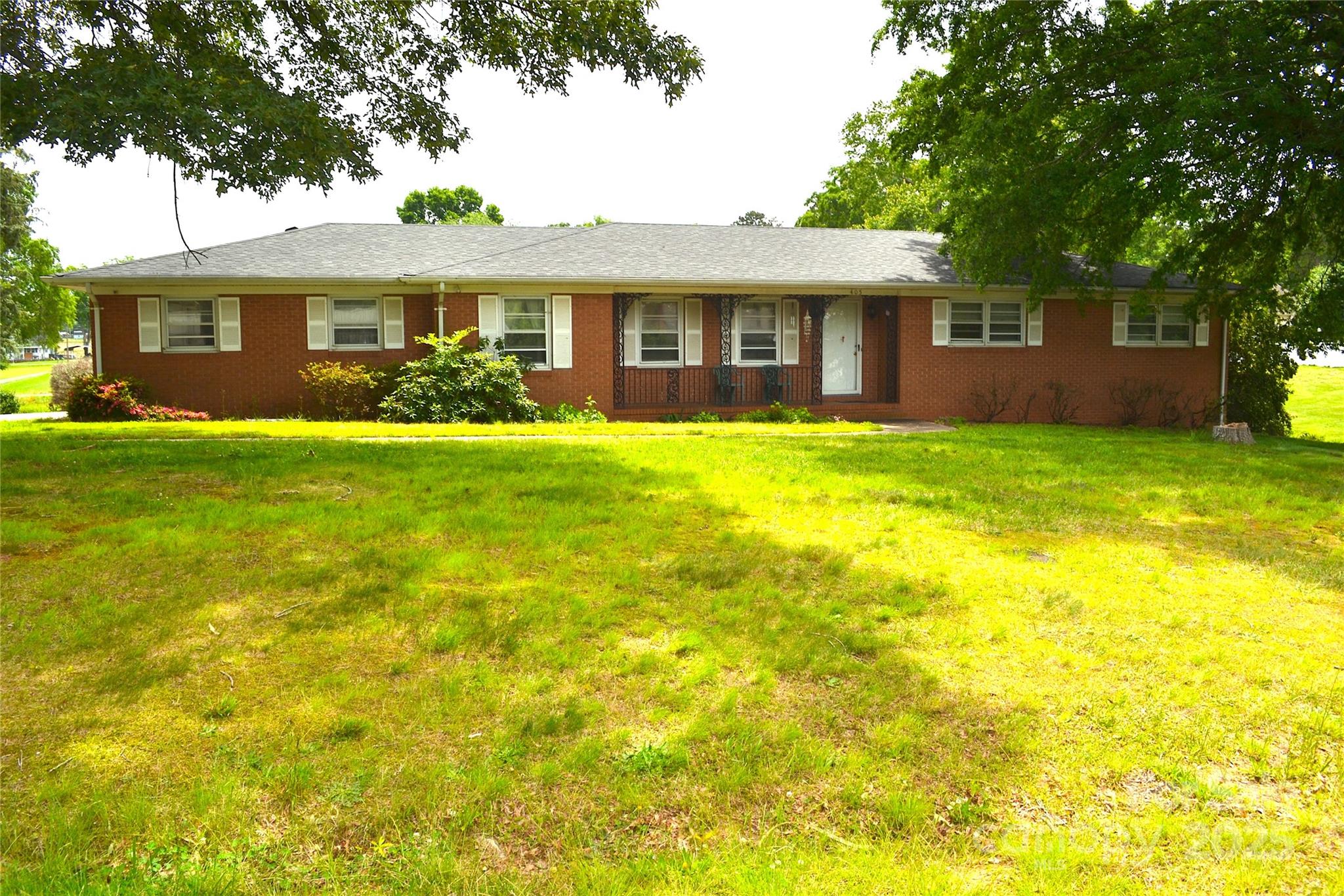 405 Wesley Heights Drive, Albemarle, NC - photo 2 of 42