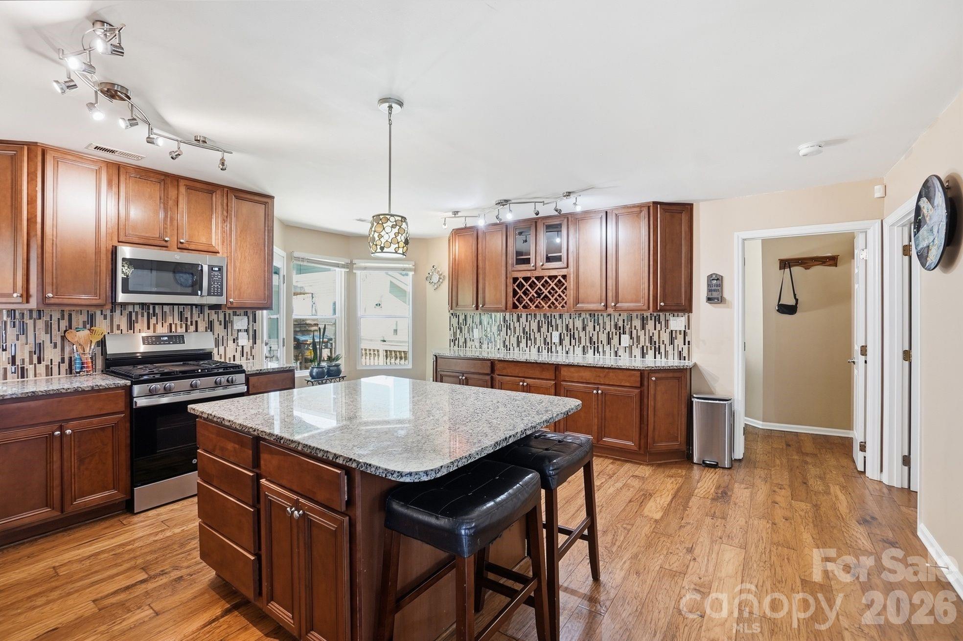 Photo 7 of 9912 Park Springs Court, Charlotte, NC