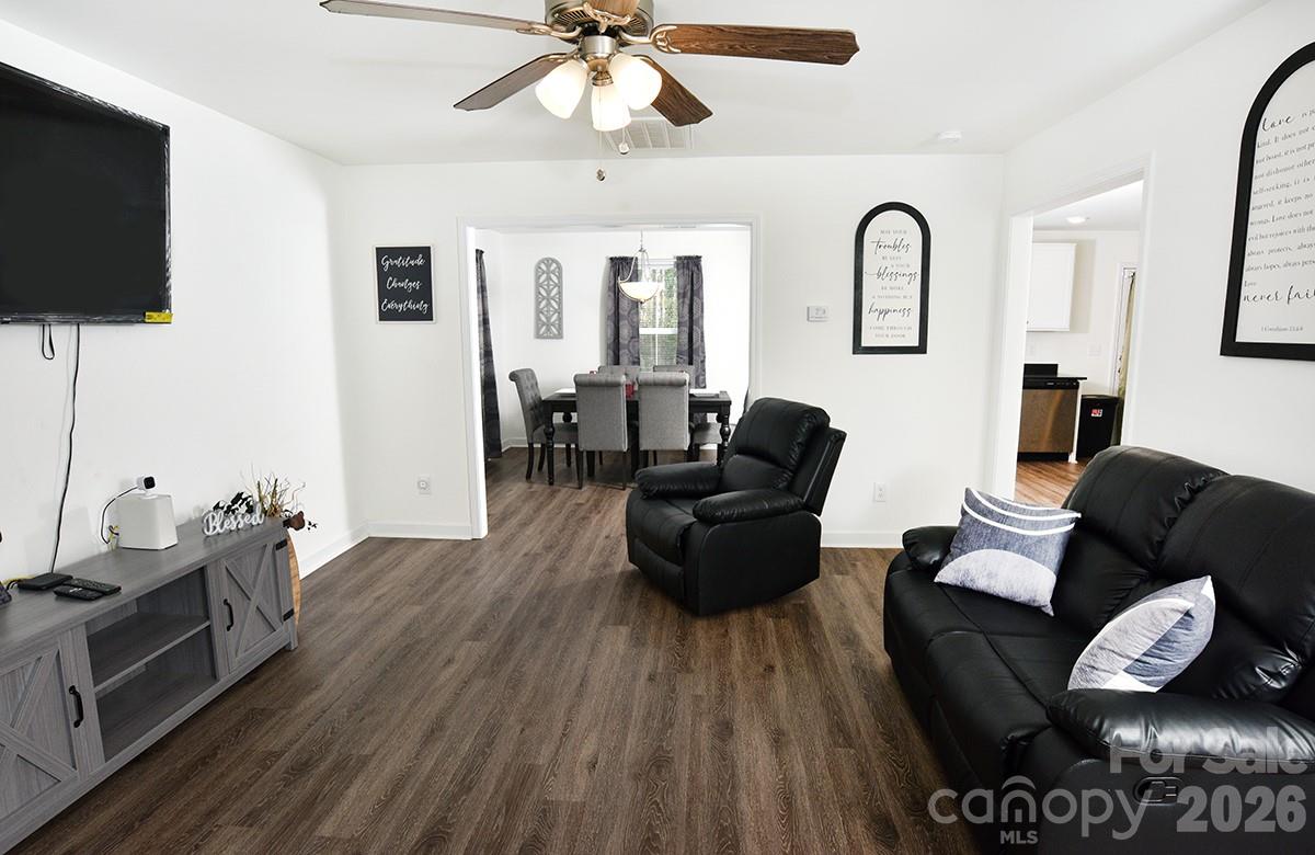 415 Pinecroft Lane, Spencer, NC - photo 4 of 21