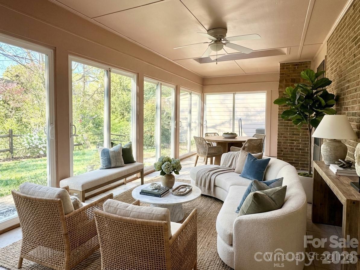 Photo 9 of 4248 Woodglen Lane, Charlotte, NC