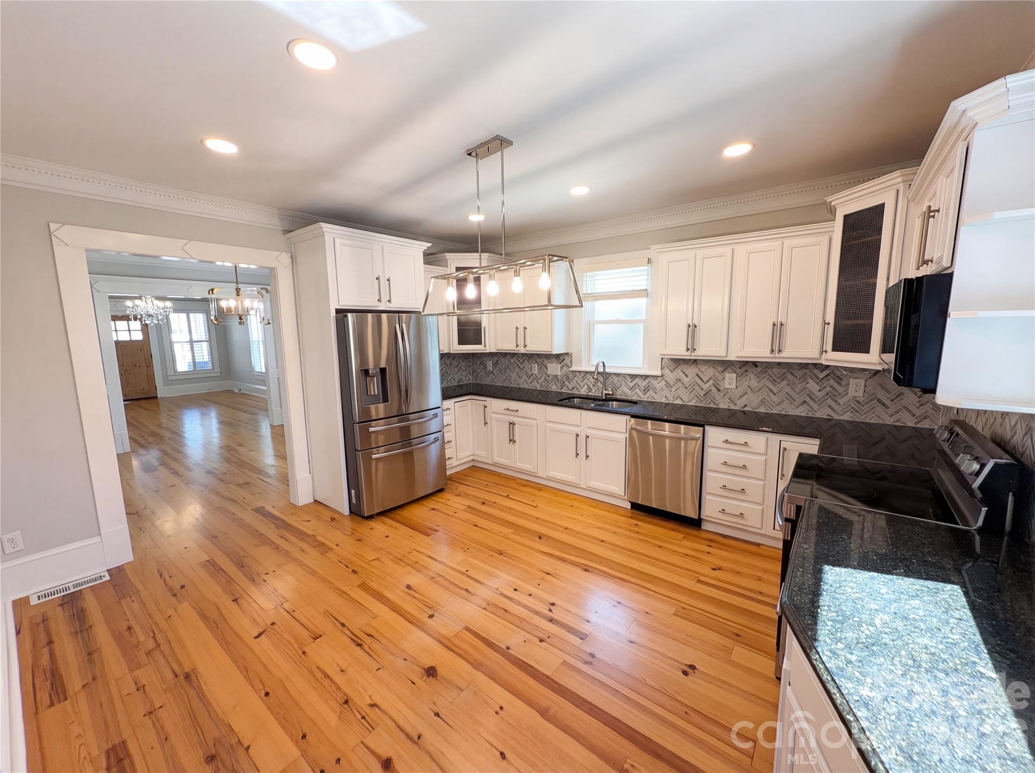 Photo 17 of 1108 Herrin Avenue, Charlotte, NC
