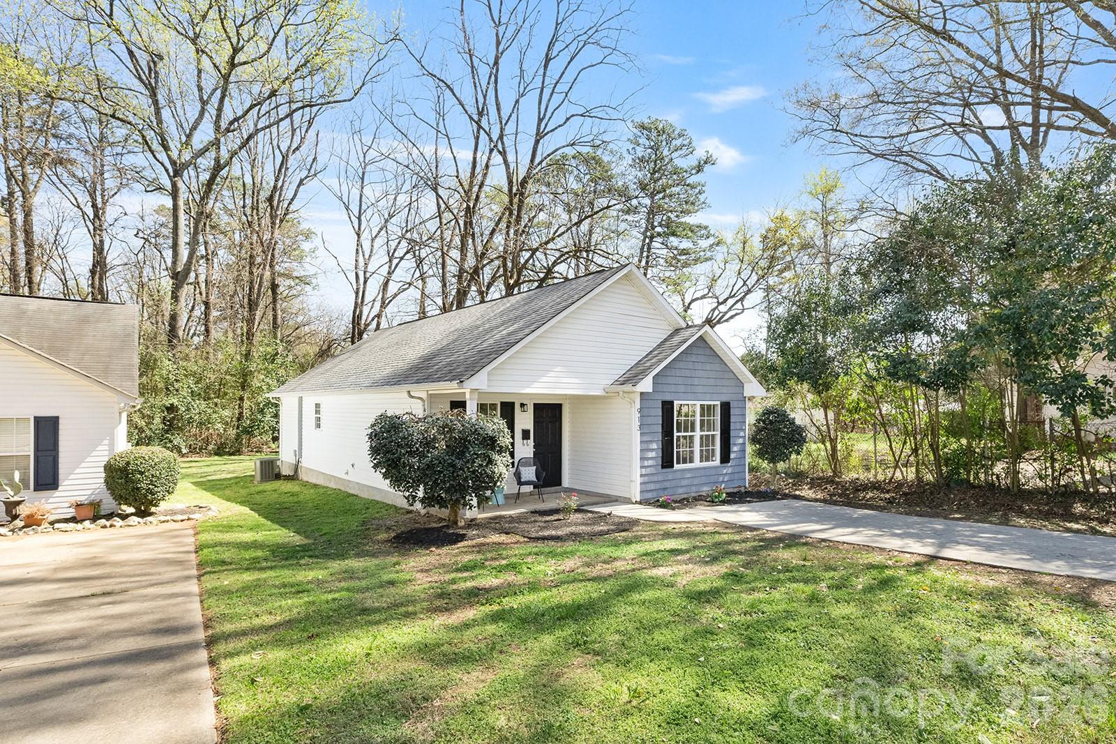 913 Tennyson Drive, Charlotte, NC - photo 21 of 25
