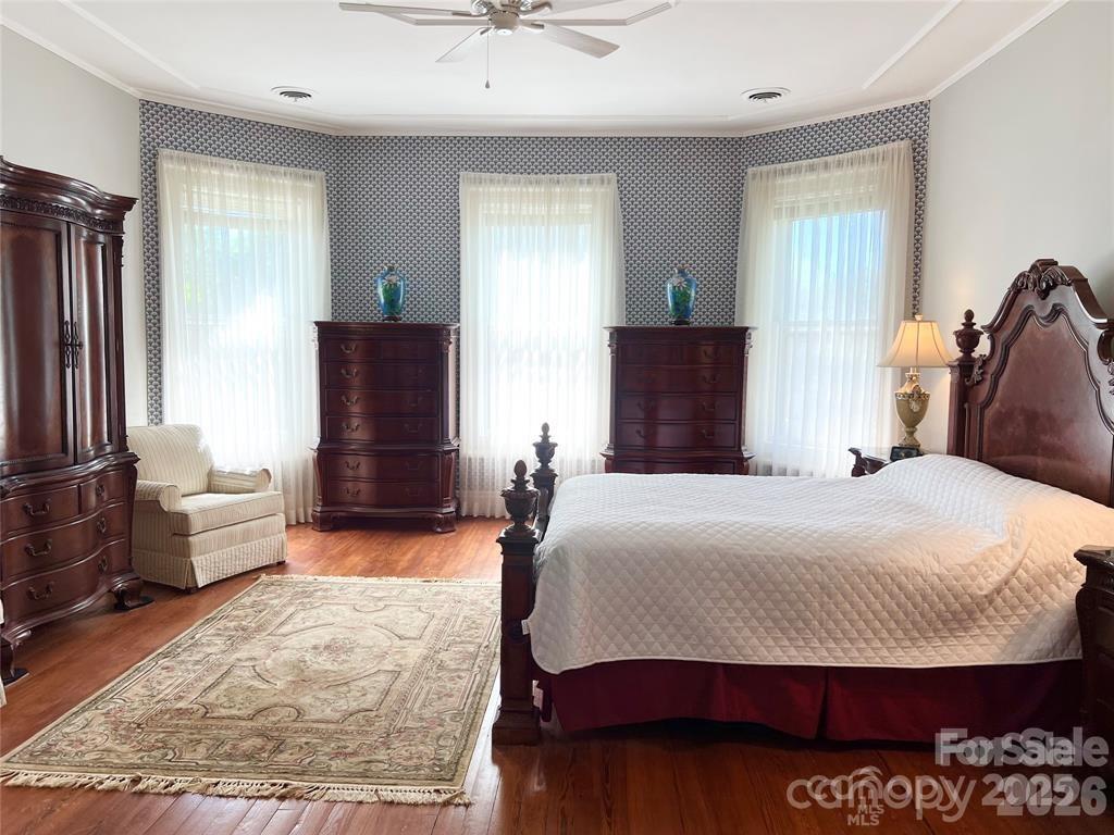 530 E Rutledge Avenue, Gaffney, SC - photo 32 of 48