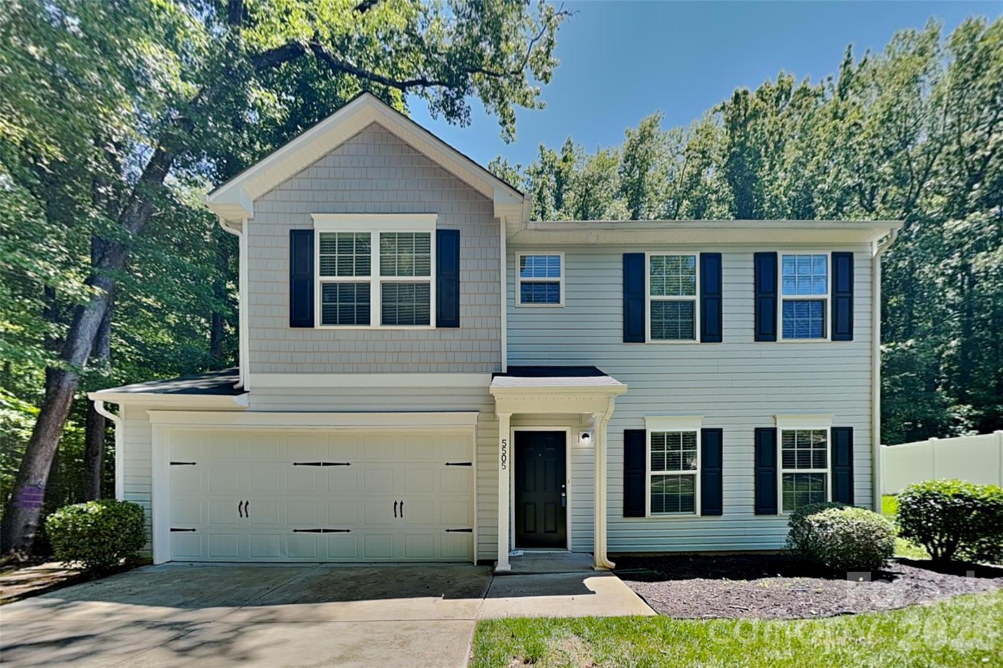 Home for sale at 5505 Lee Marie Lane, Charlotte, NC — photo 1 of 22