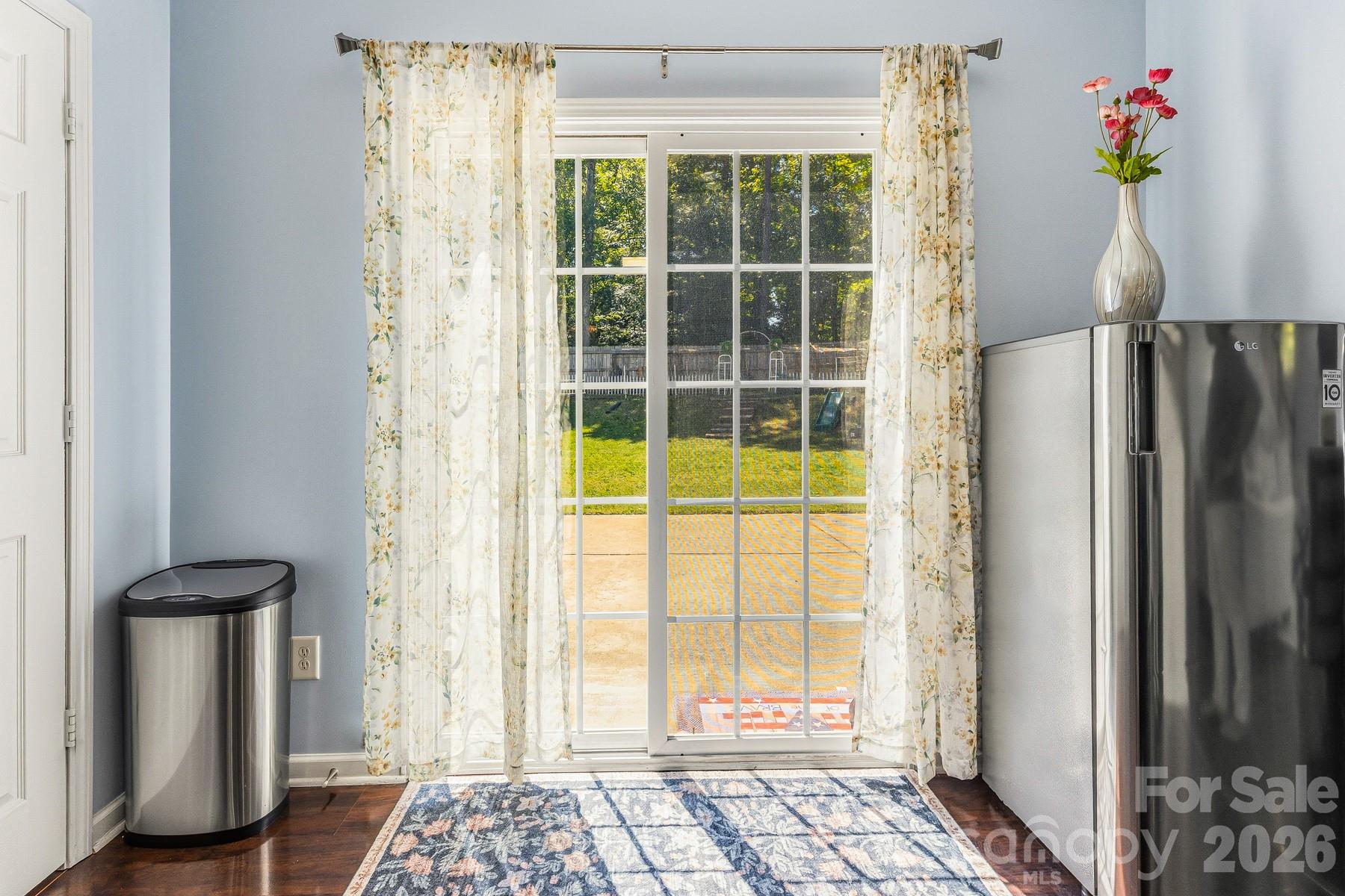 Photo 17 of 4816 Delprado Circle, Charlotte, NC