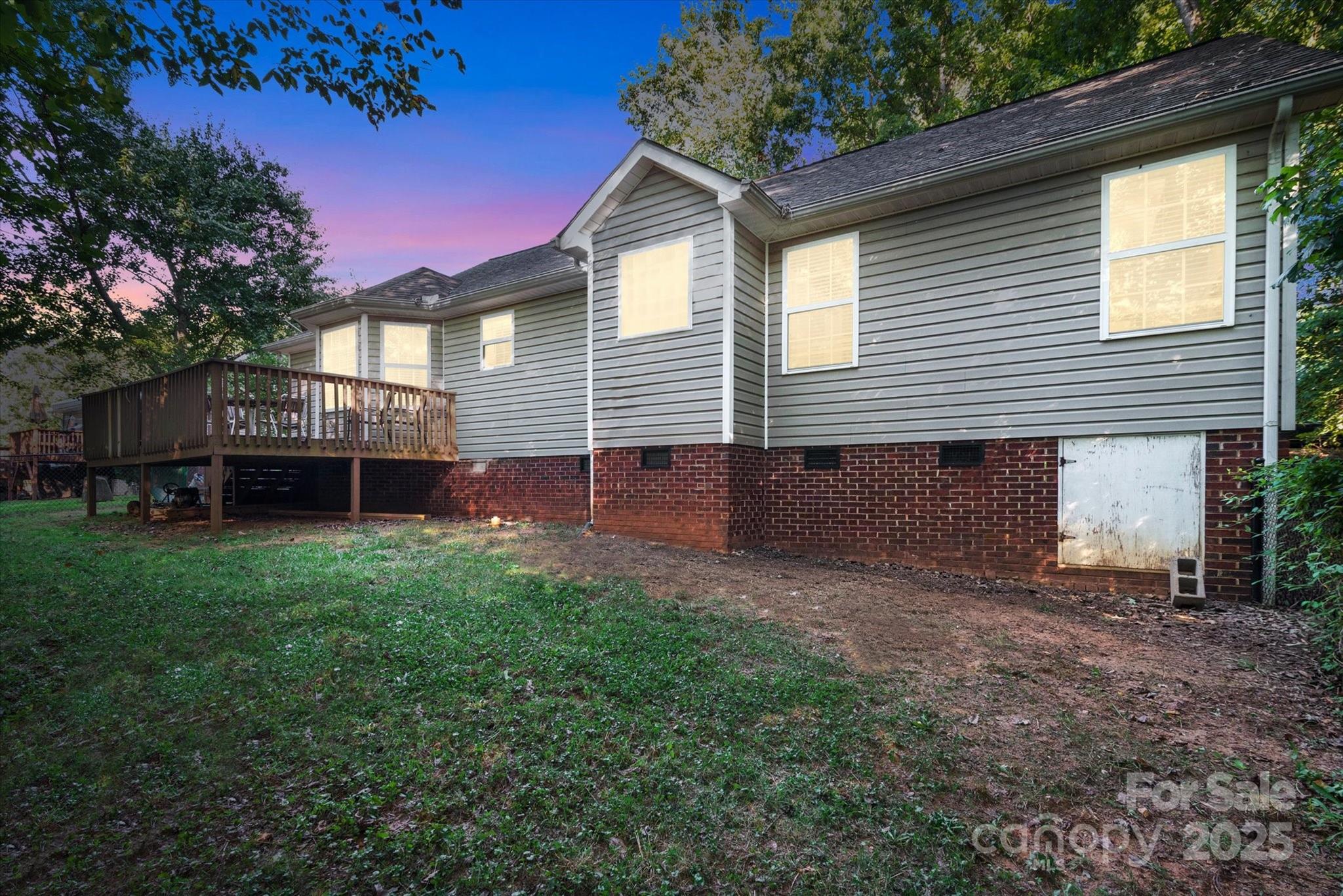 Photo 2 of 914 Ragin Lane, Rock Hill, SC