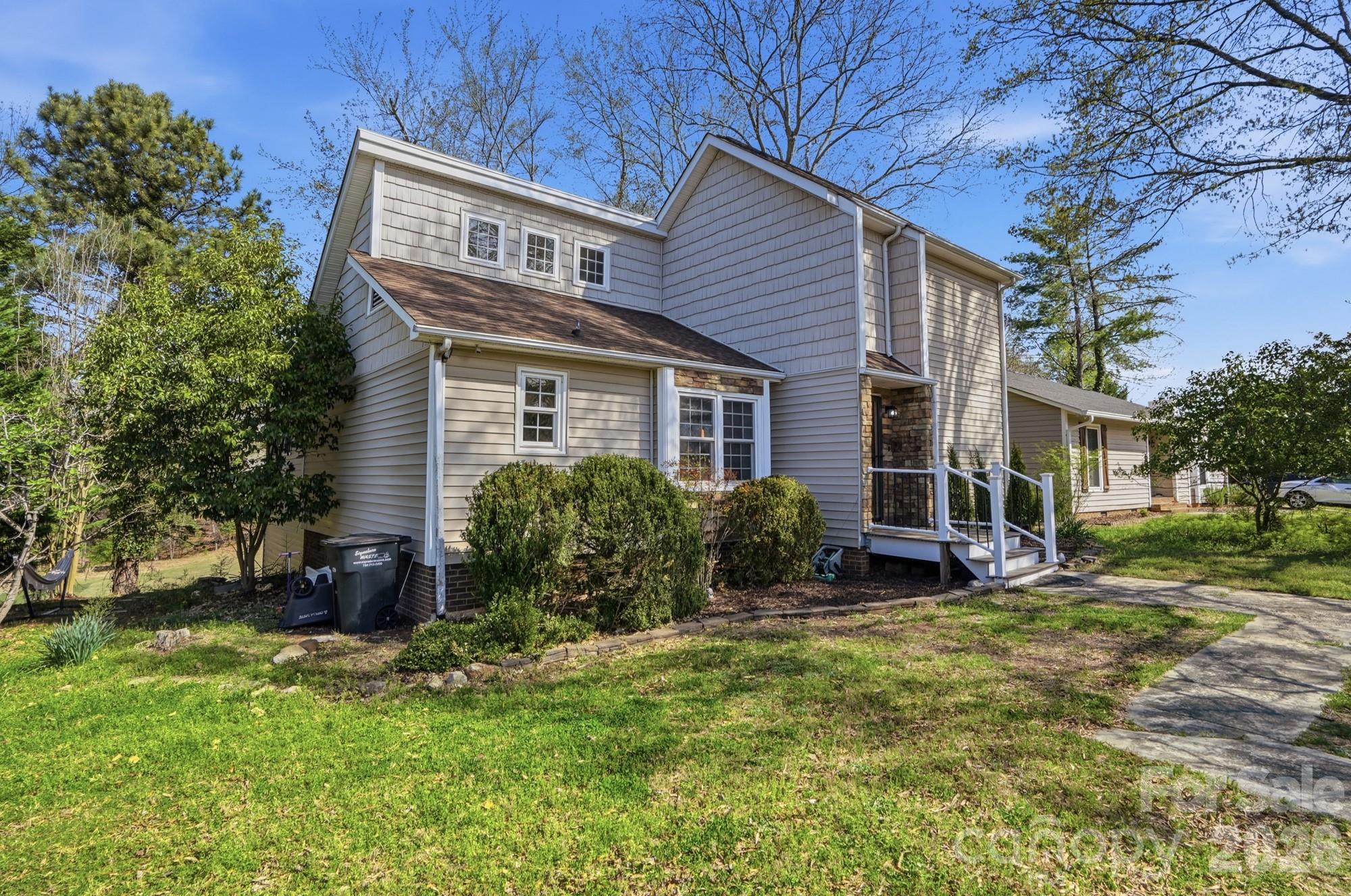 6046 Windjammer Drive, Tega Cay, SC
