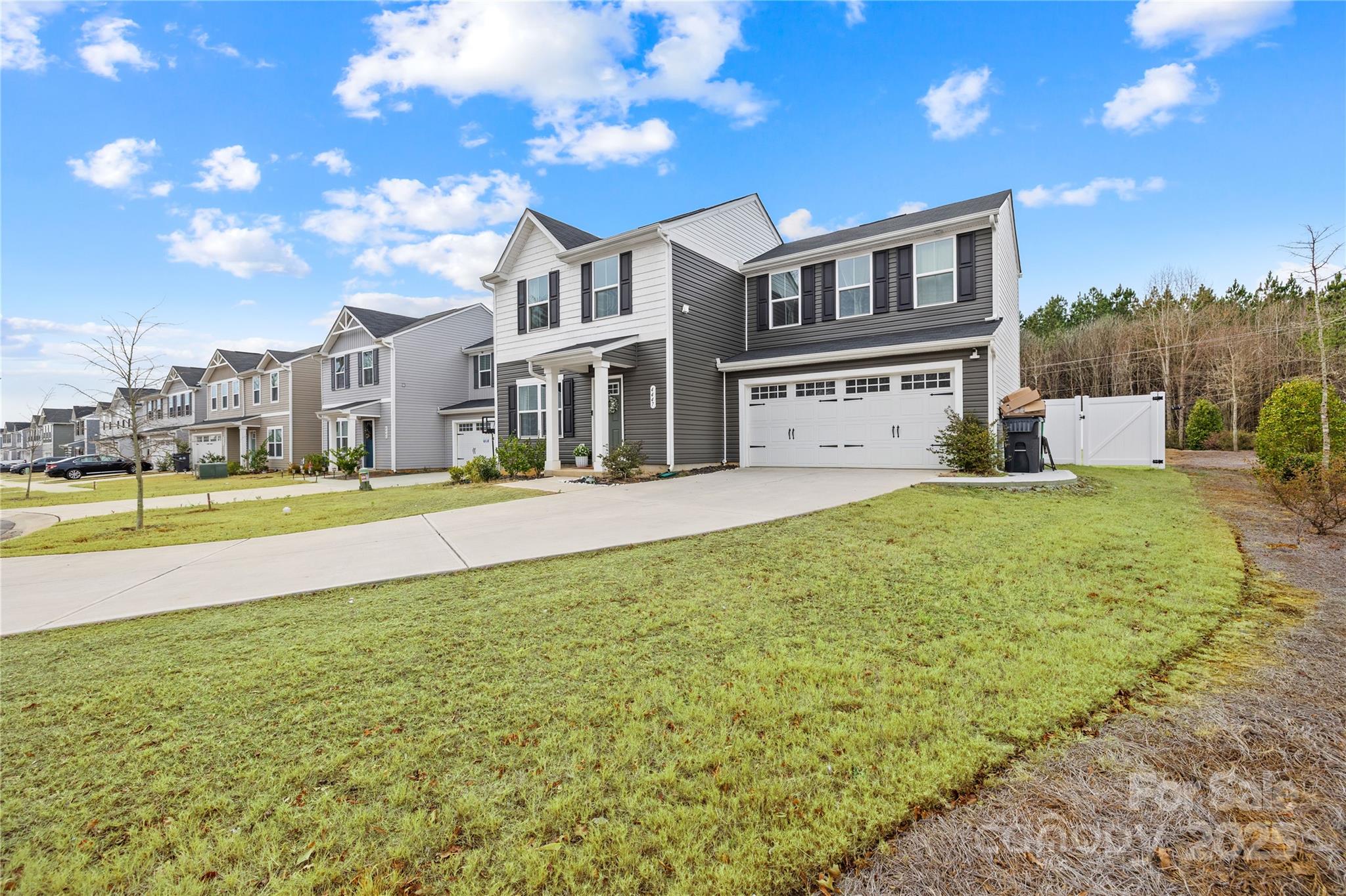 Photo 3 of 4447 Wild Ridge Drive, Charlotte, NC