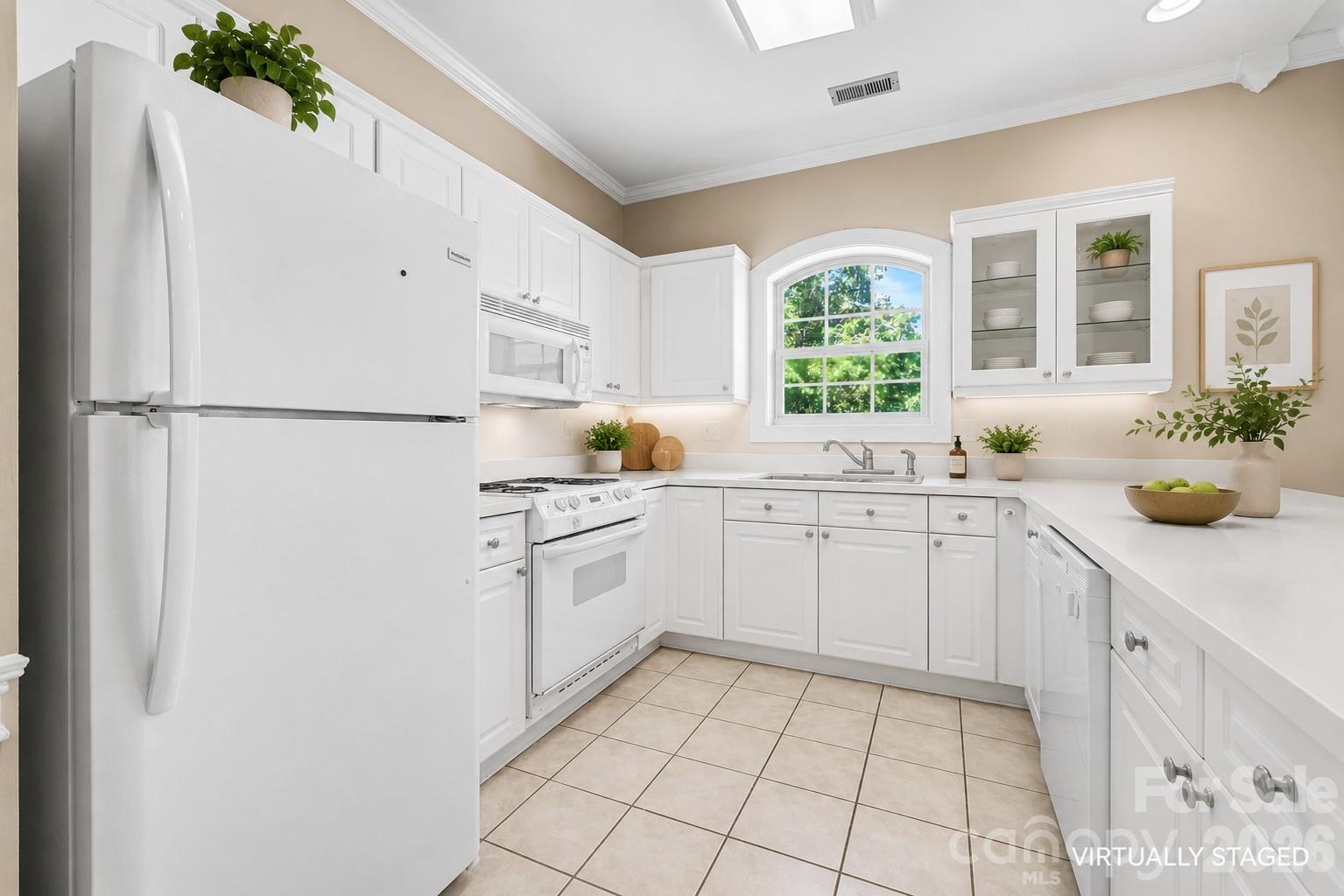 Photo 9 of 9241 Meadow Vista Road, Charlotte, NC