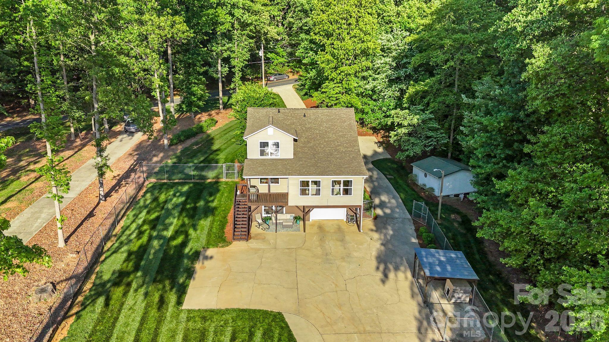 Photo 3 of 710 Riverwood Drive, Lexington, NC