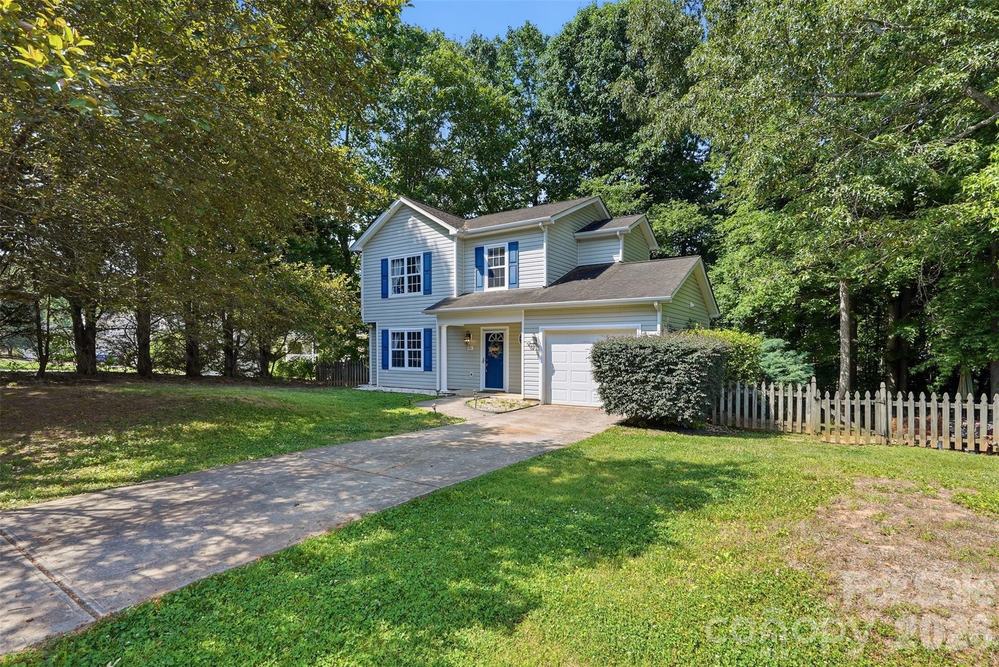 131 Scotch Irish Lane, Troutman, NC - photo 2 of 32