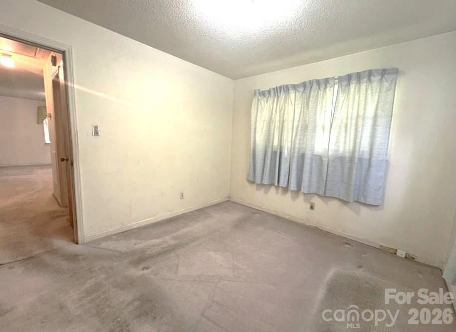 Photo 16 of 723 Kings Mountain Street, Clover, SC