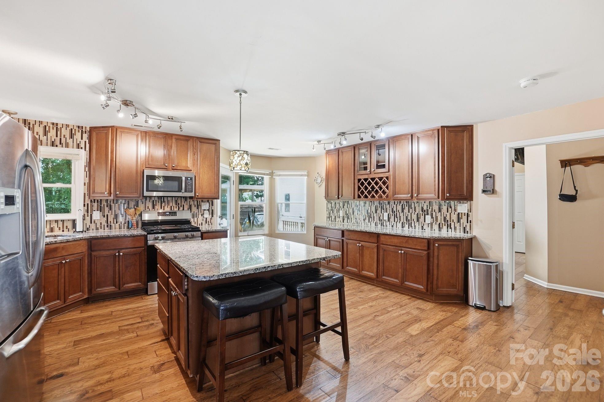 Photo 8 of 9912 Park Springs Court, Charlotte, NC