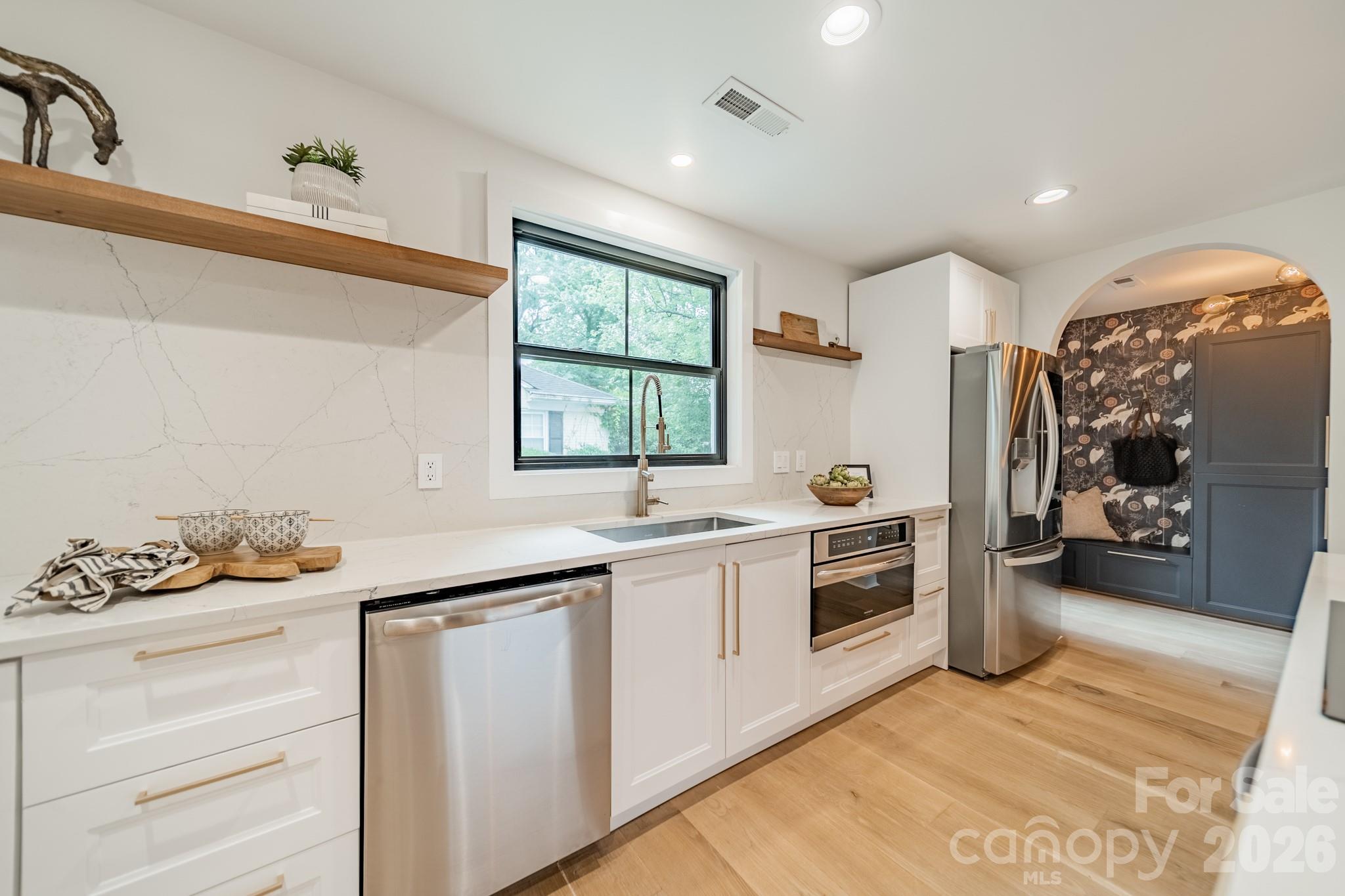 Photo 16 of 2528 Providence Road, Charlotte, NC
