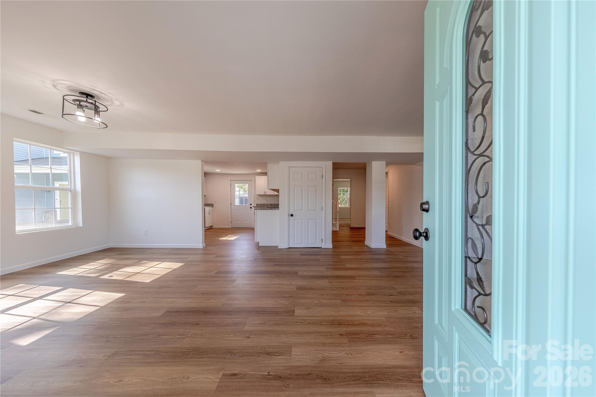 Photo 3 of 214 E Washington Avenue, Bessemer City, NC