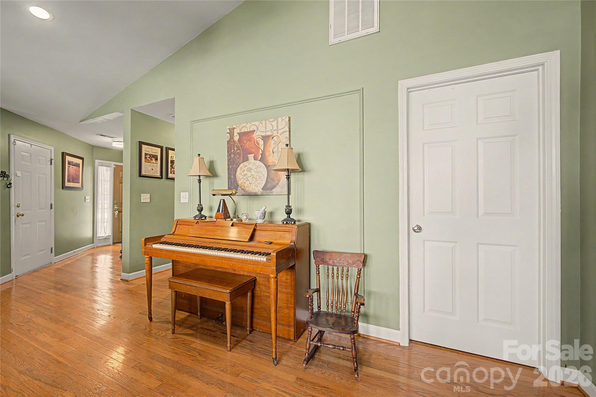 Photo 10 of 1110 Newfound Hollow Drive, Charlotte, NC