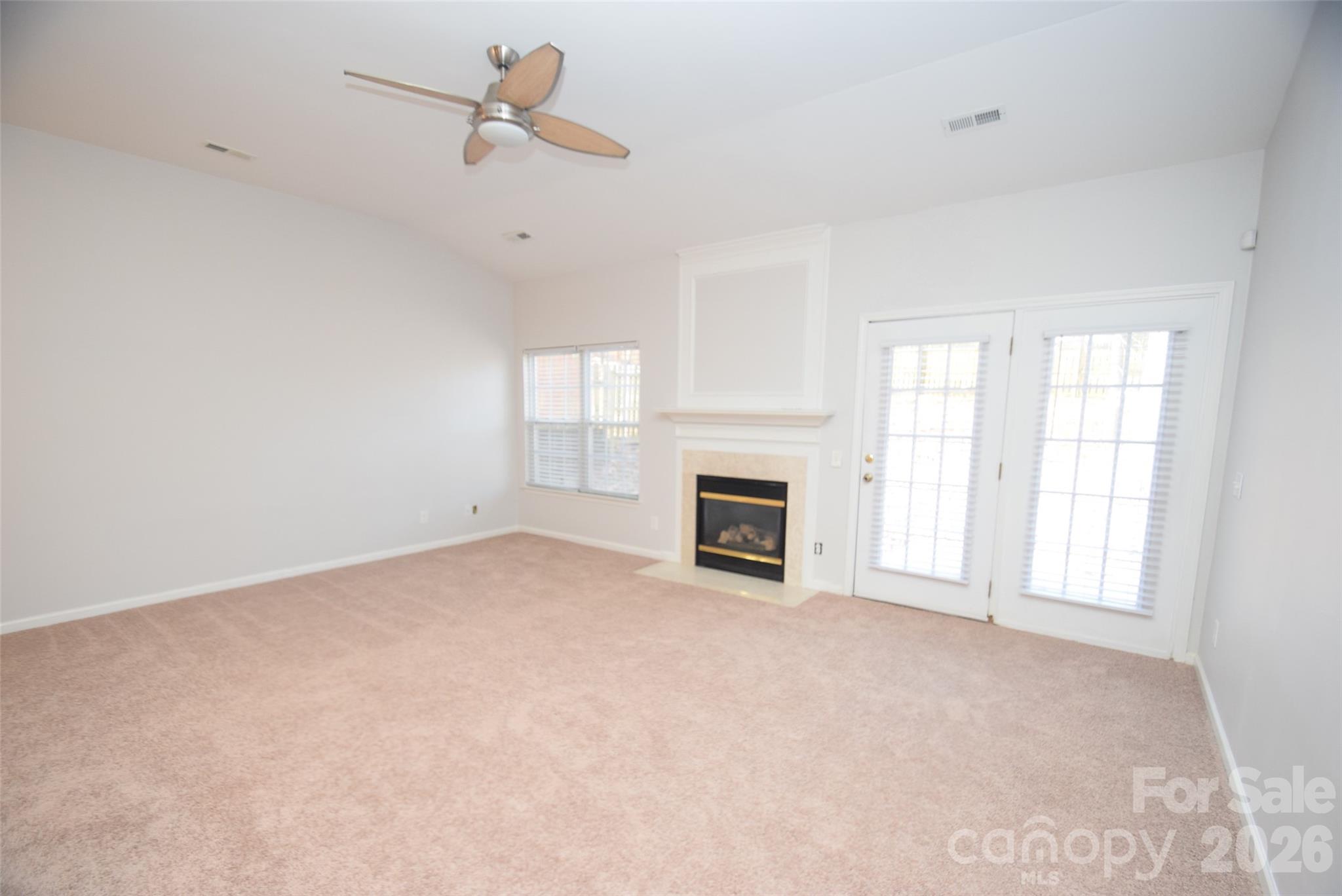 Photo 8 of 10214 Stoneykirk Lane, Charlotte, NC